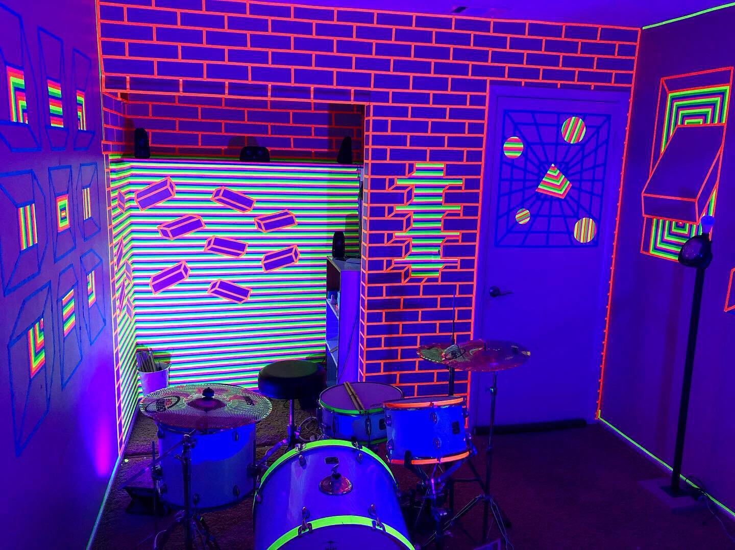 The trip cave needed a brick wall | Scrolller