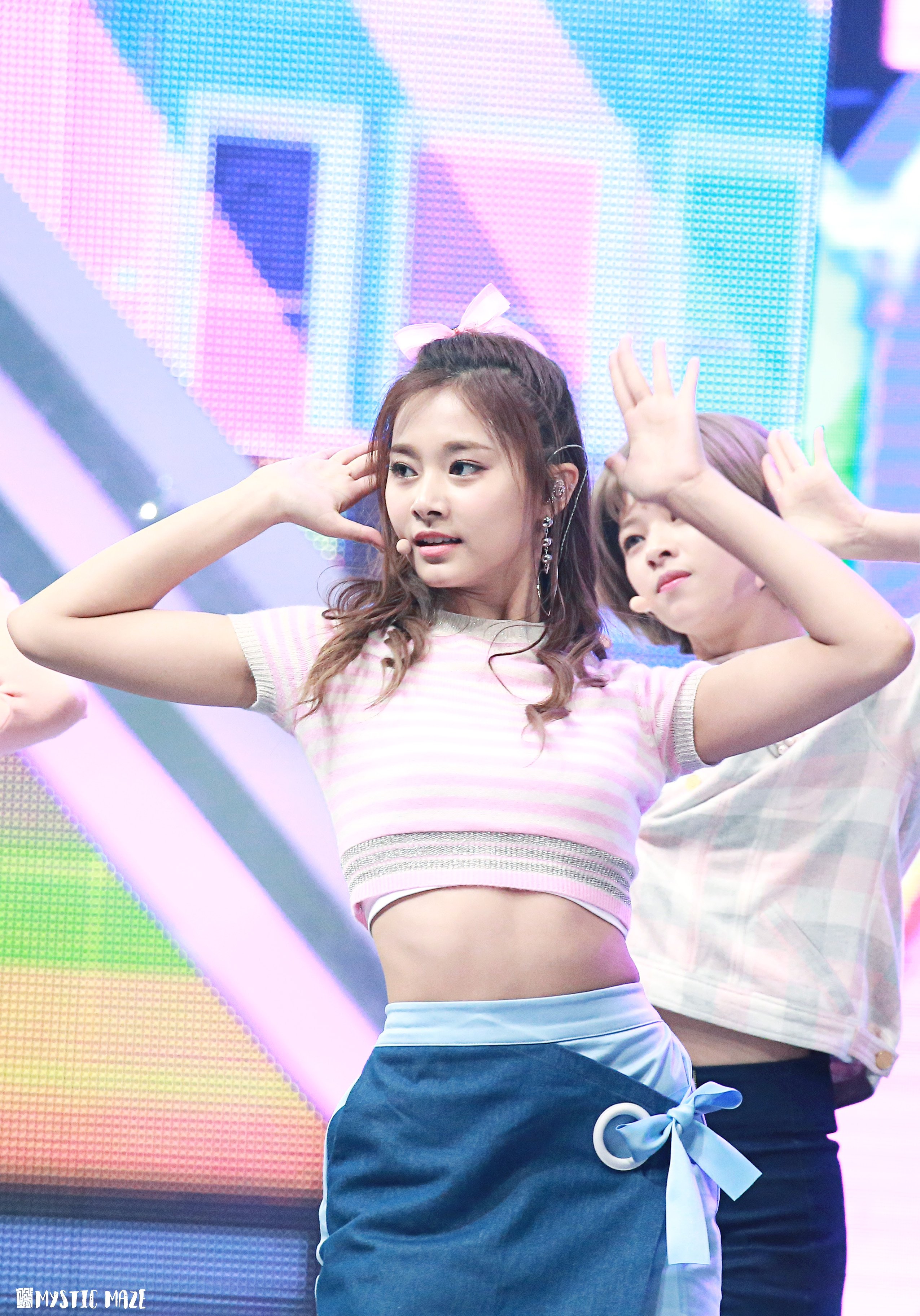 170310 Tzuyu | Scrolller