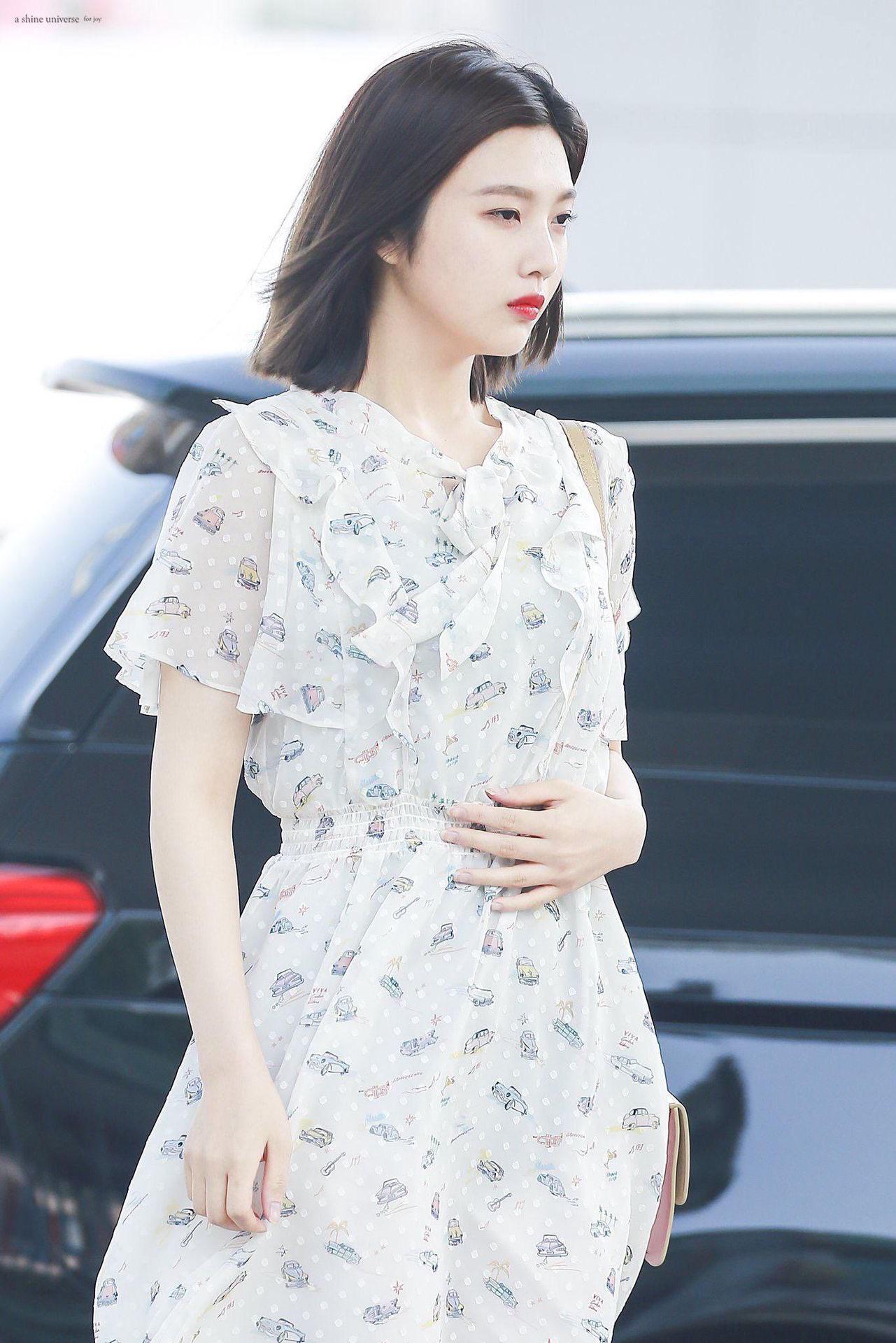 170609 Joy | Scrolller