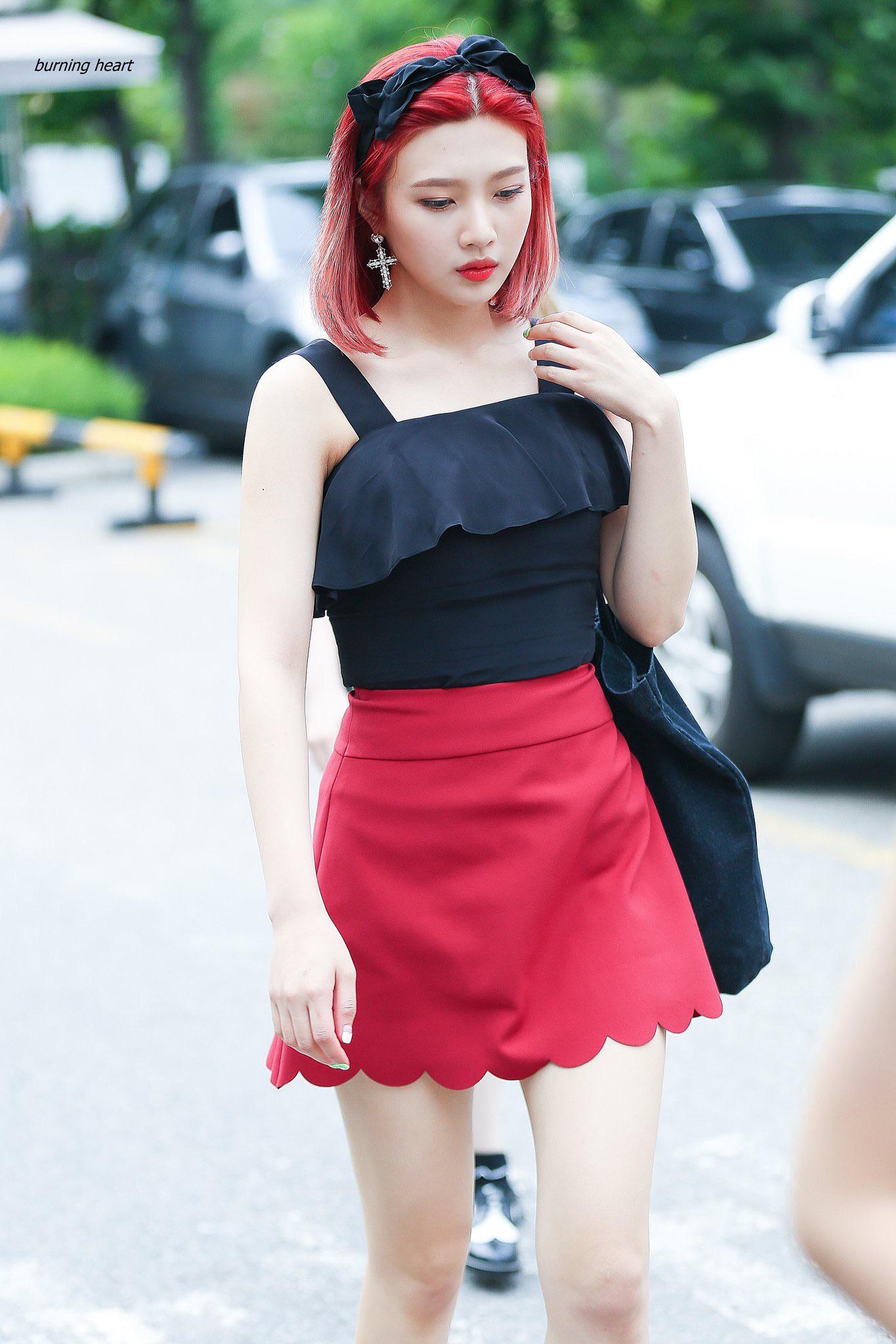 170630 Joy | Scrolller