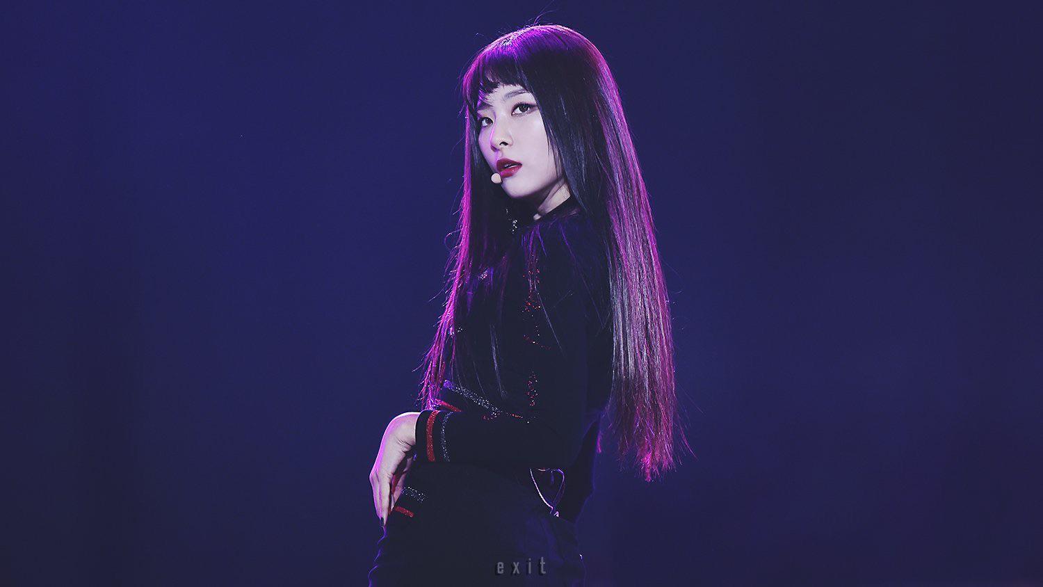 171202 Seulgi | Scrolller