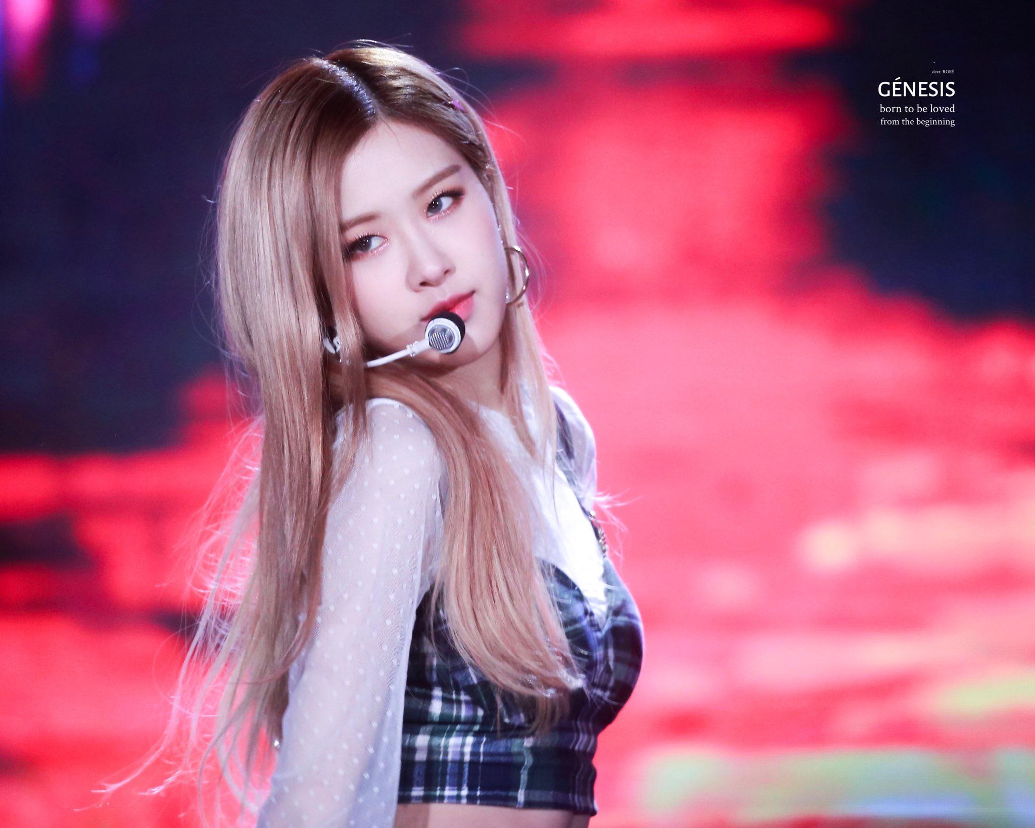 181014 Rosé | Scrolller
