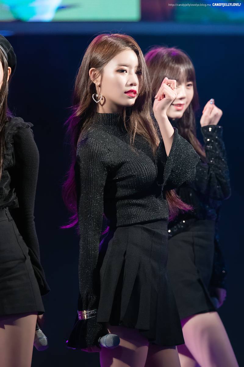 181020 Mijoo | Scrolller