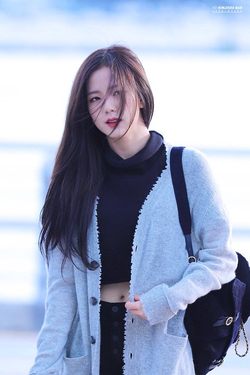 181118 jisoo | Scrolller