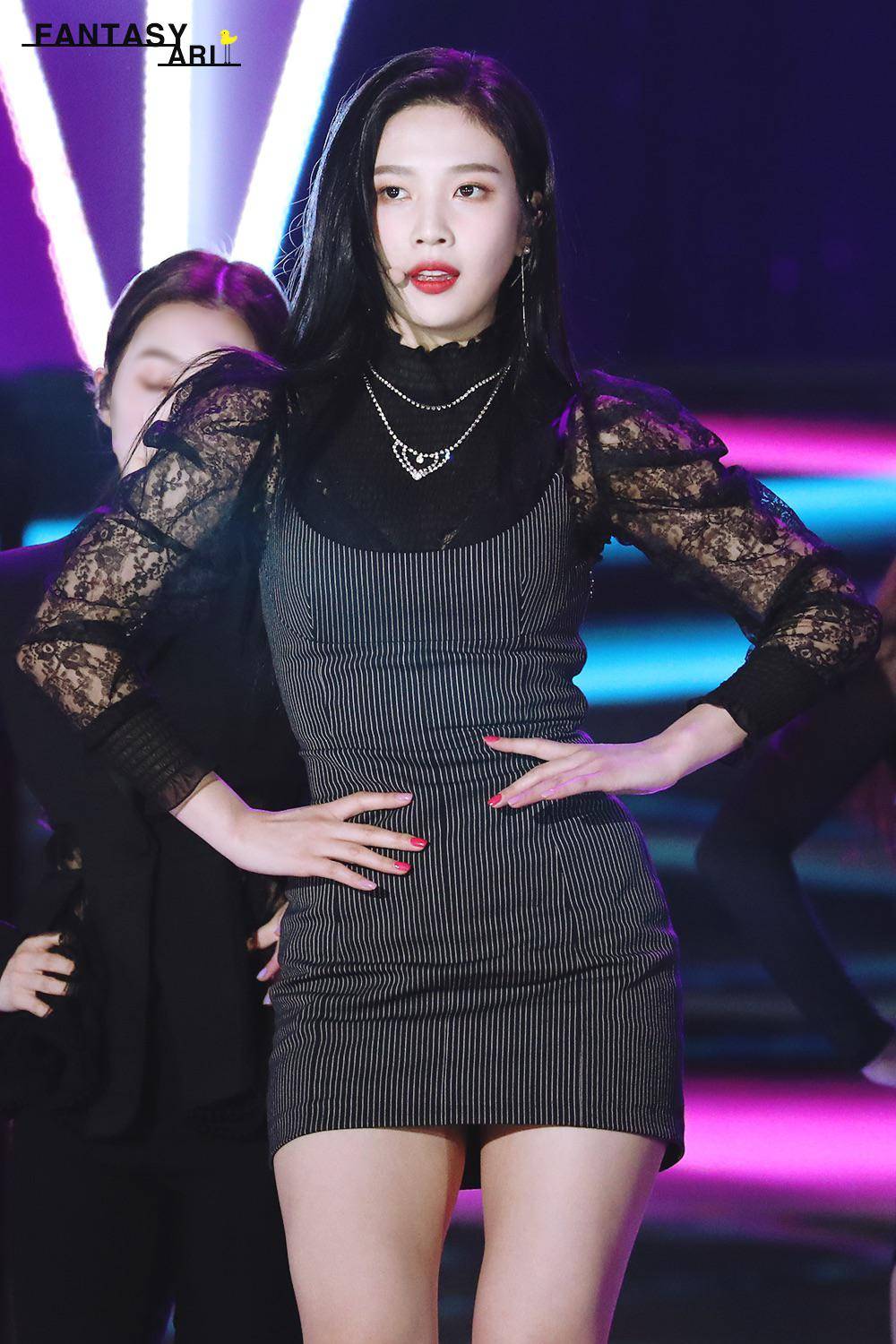 190115 Joy | Scrolller