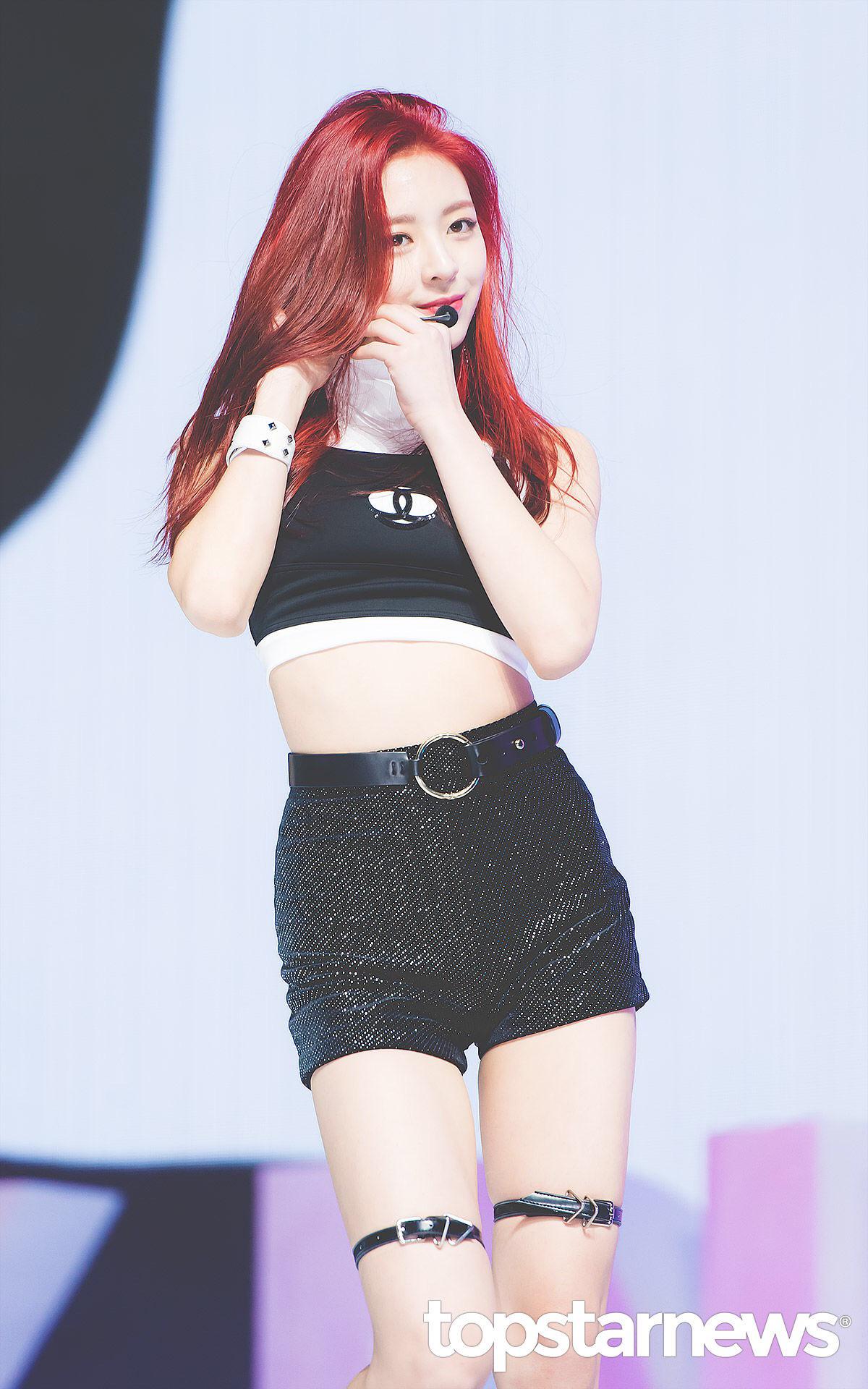 190212 Yuna Scrolller