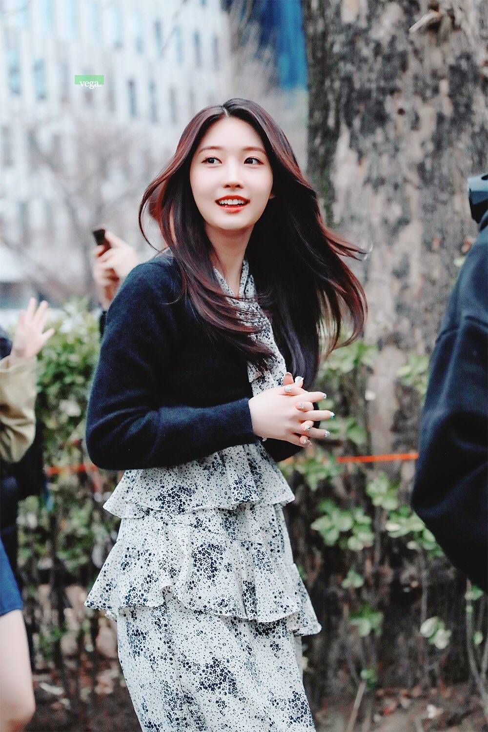 Windy Sihyeon | Scrolller