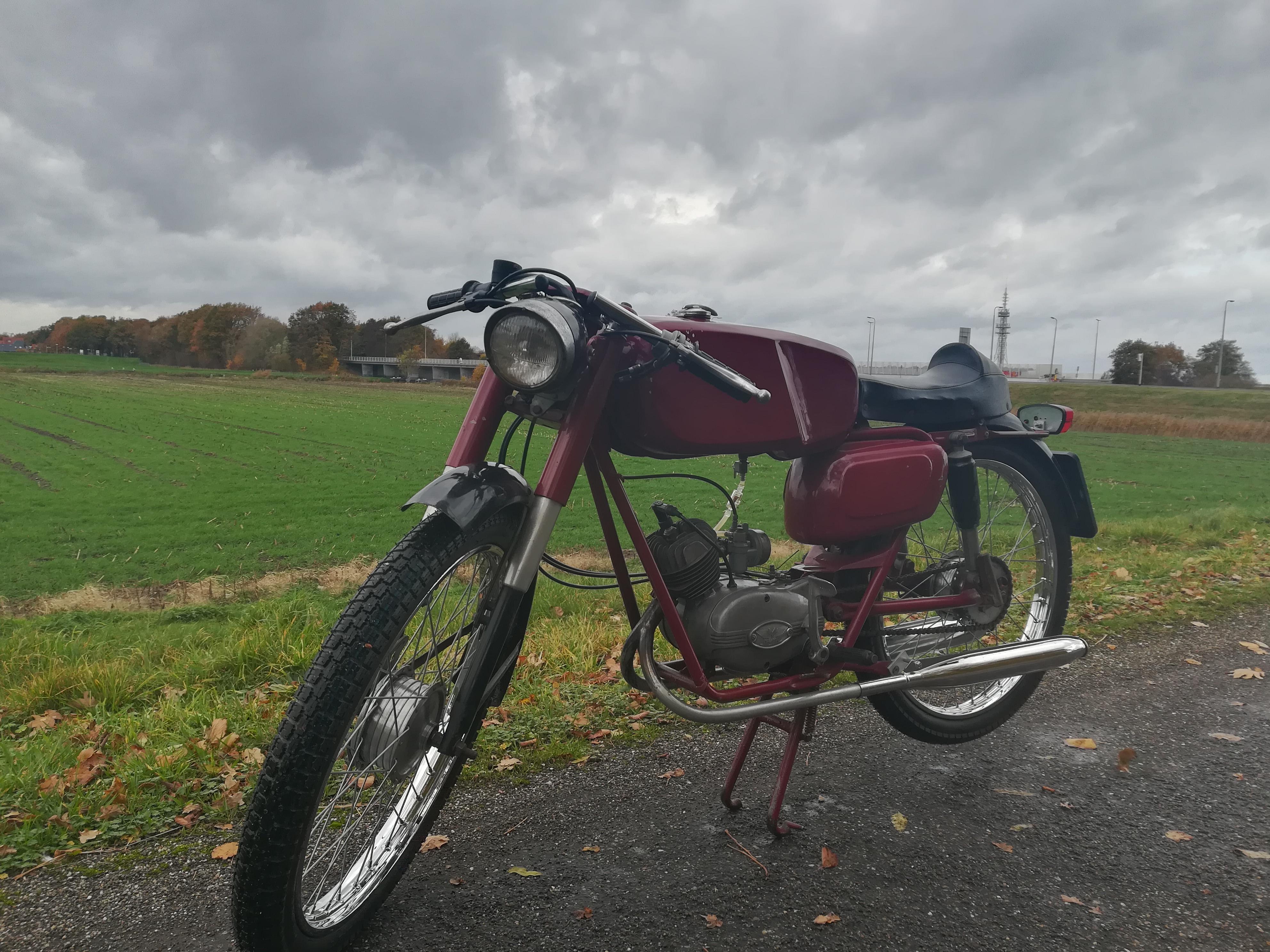 1963 malanca nicky 3m sport special, haven't seen much Italian mopeds here. | Scrolller