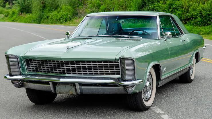 1965 Buick Riviera | Scrolller