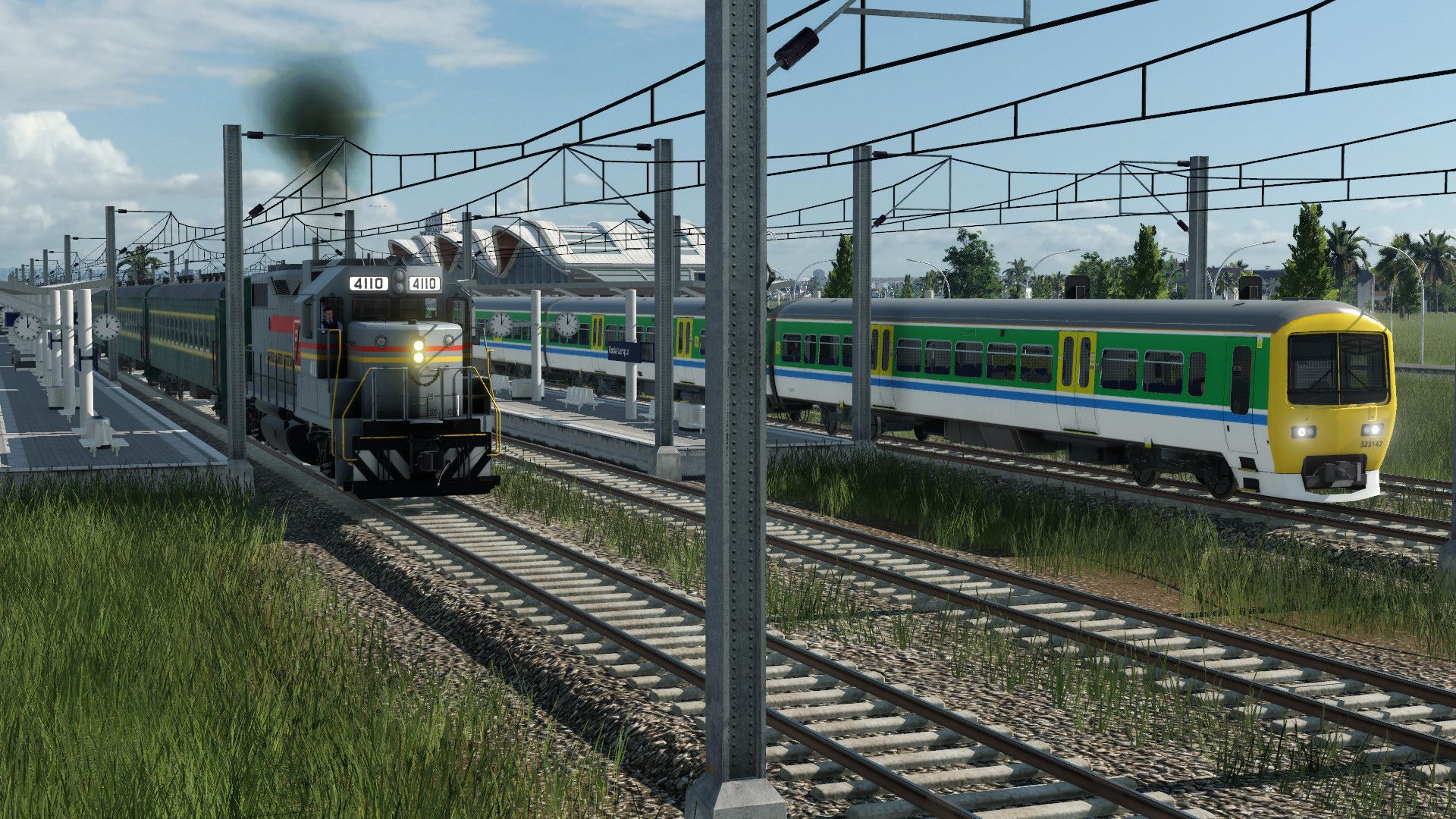 [2] Diesel Intercity & Electric Commuter train! | Scrolller