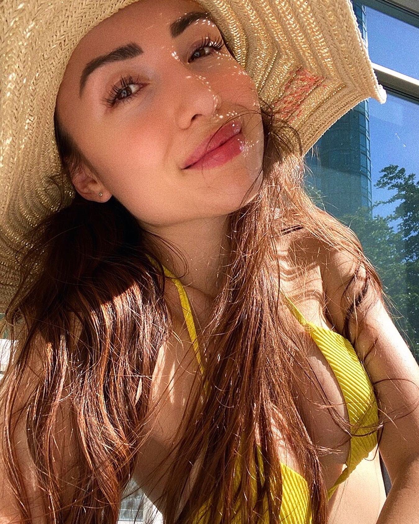 200k on IG | Scrolller