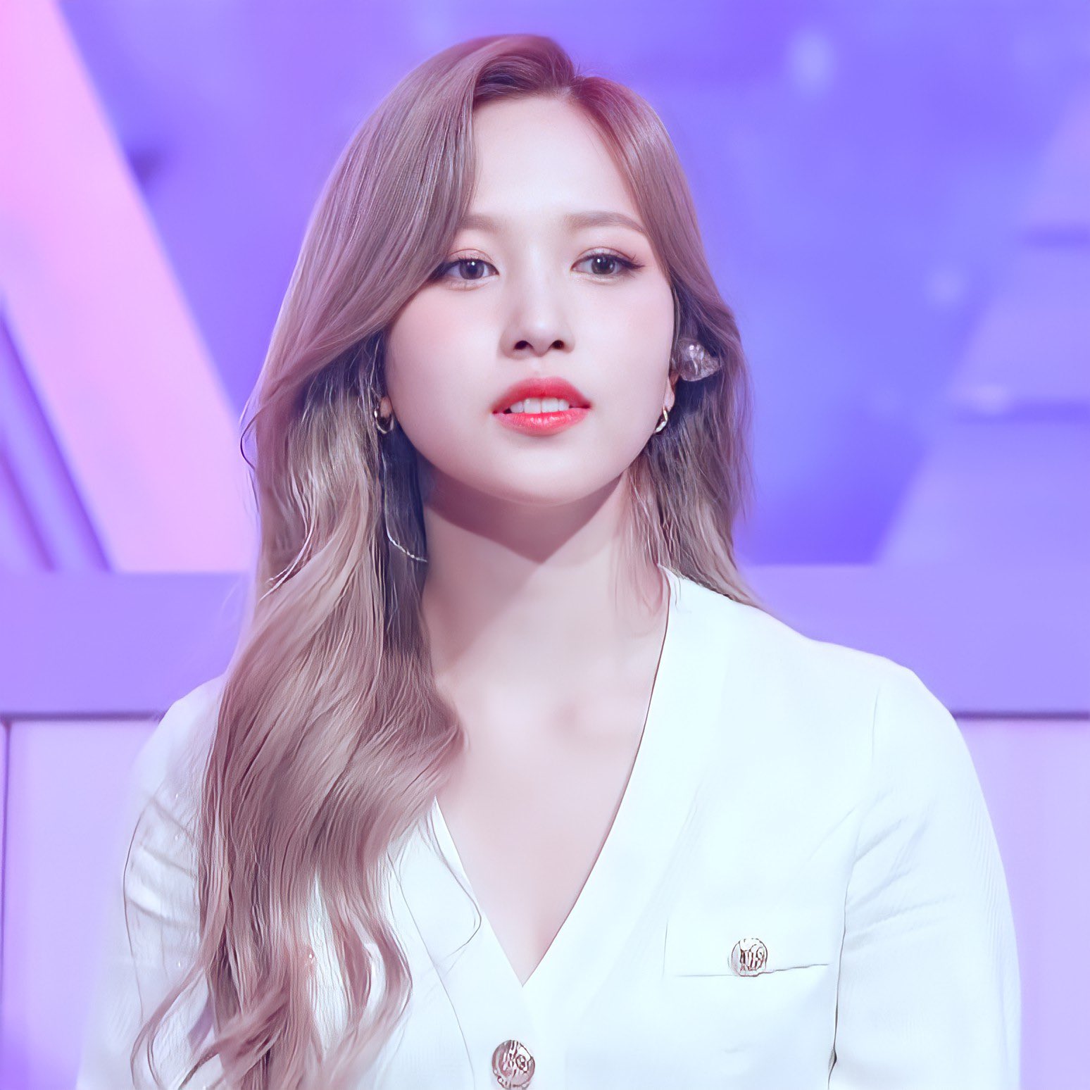 201020 Mina | Scrolller