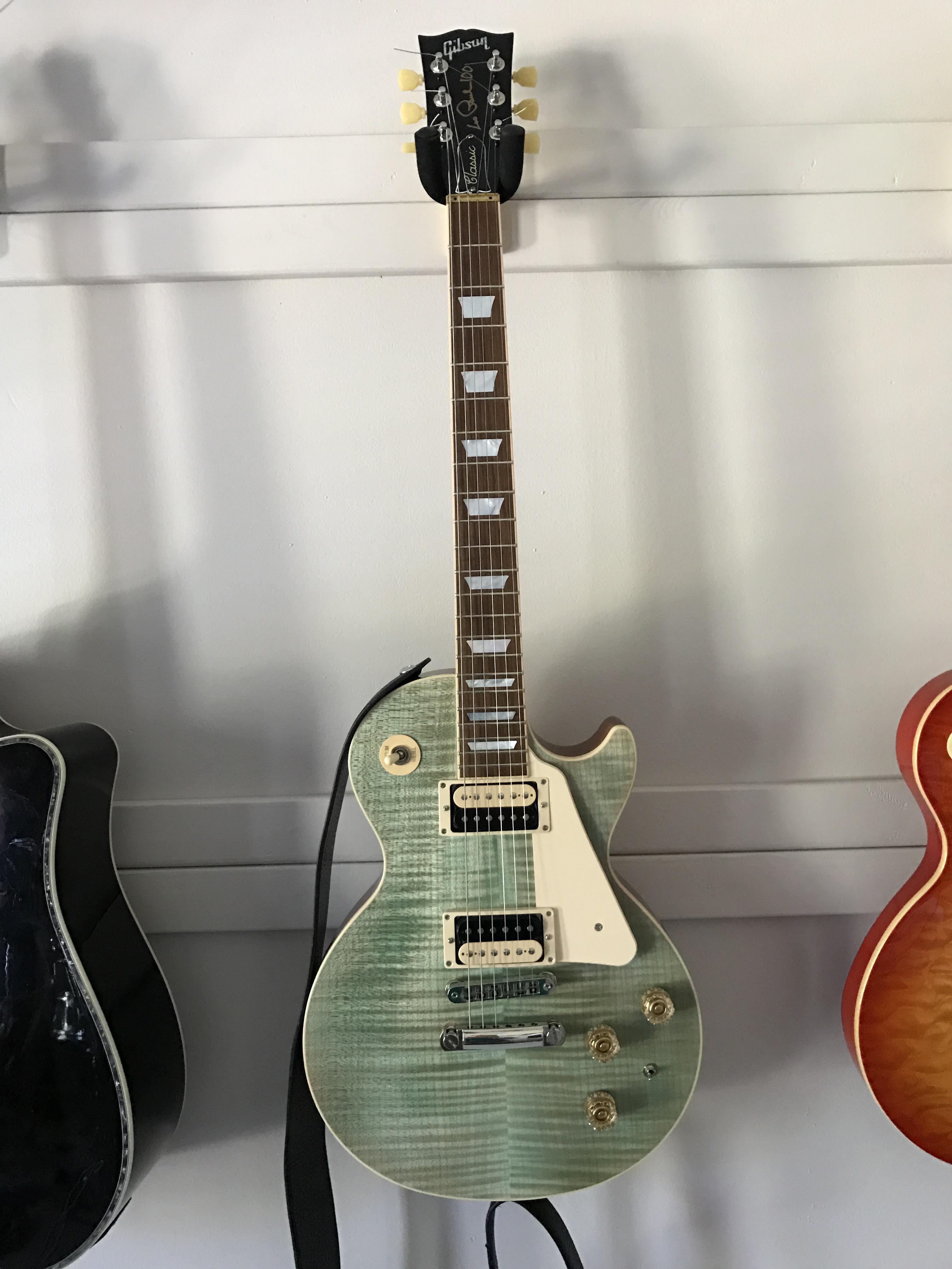 2015 Gibson Les Paul Classic Seafoam Green | Scrolller