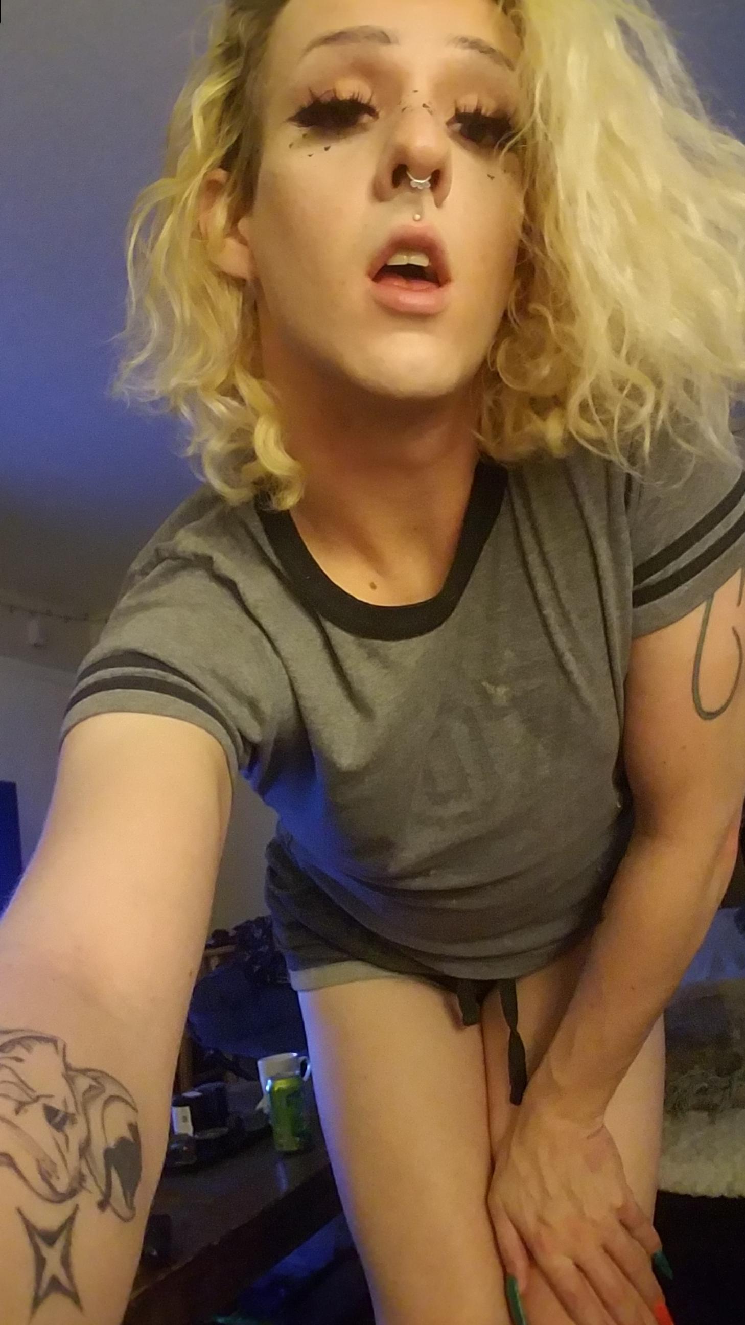 23 sunny check bio | Scrolller