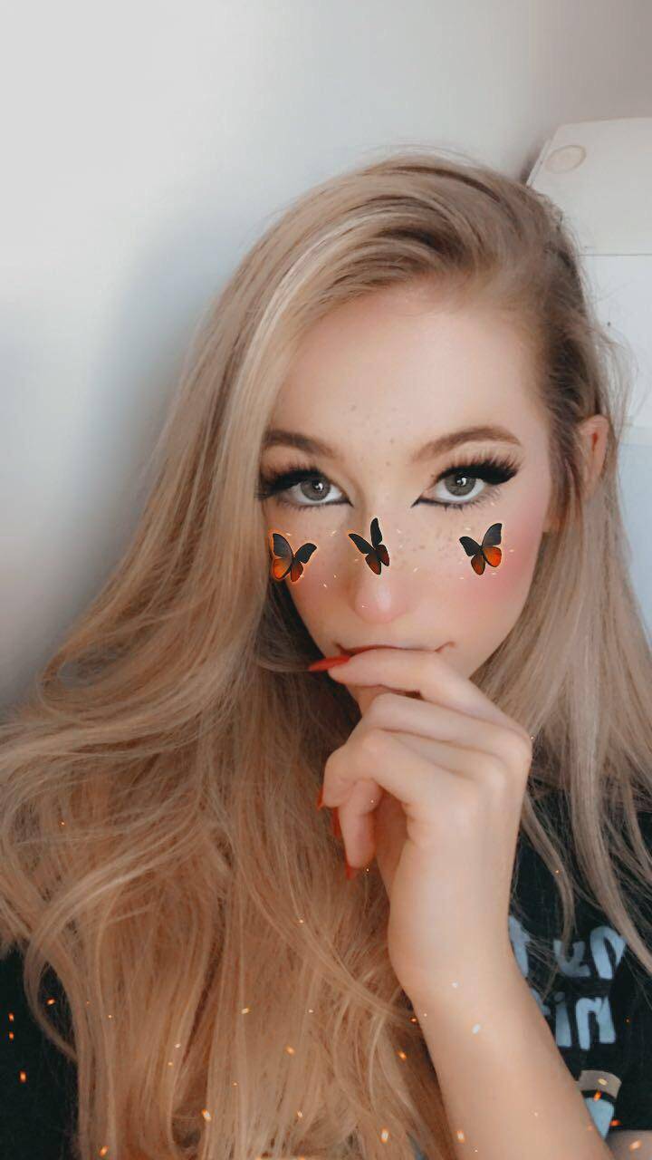 23F Eyes are my favorite feature 😍 what’s yours? | Scrolller