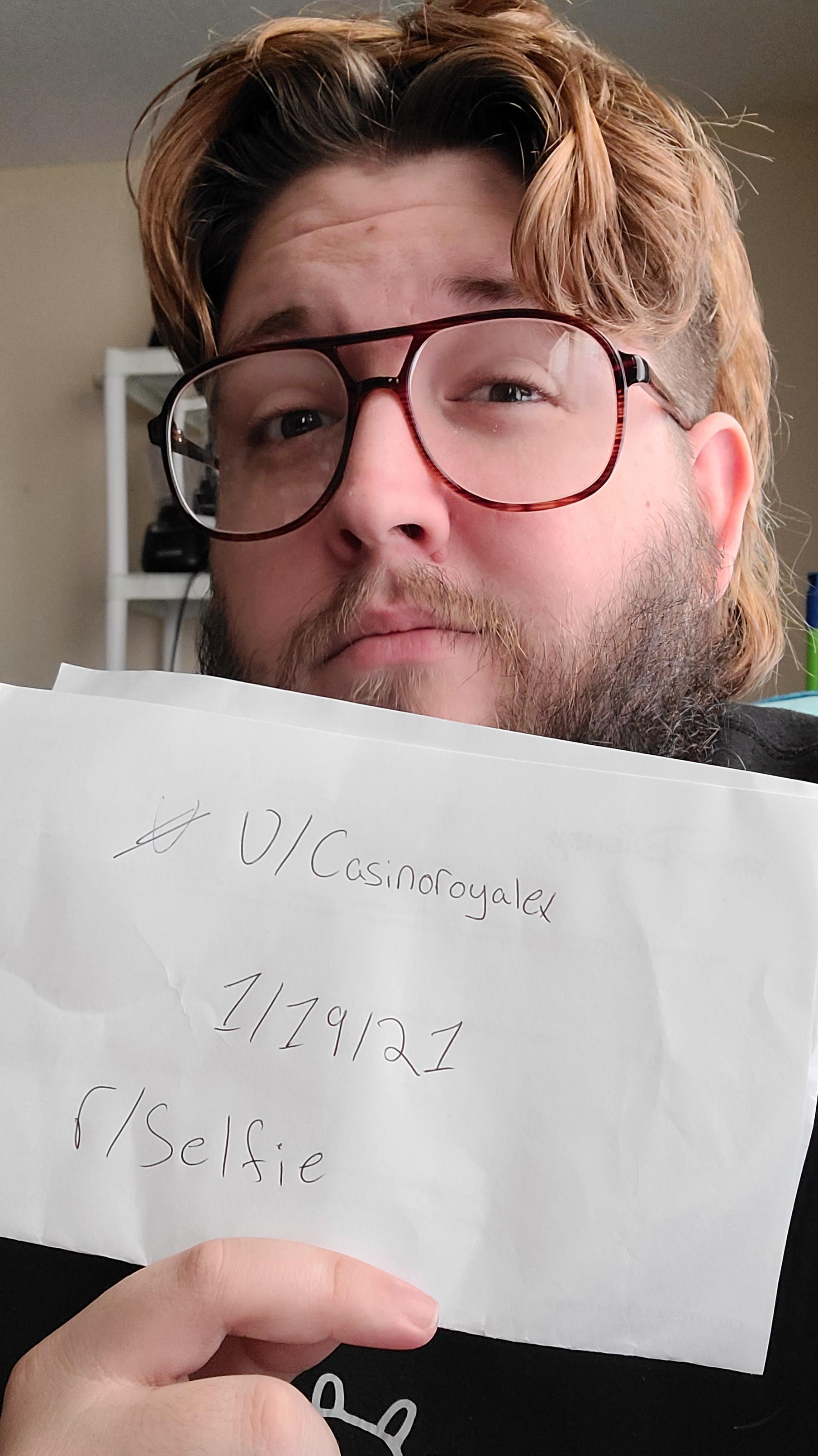 25 [M] who craves validation | Scrolller