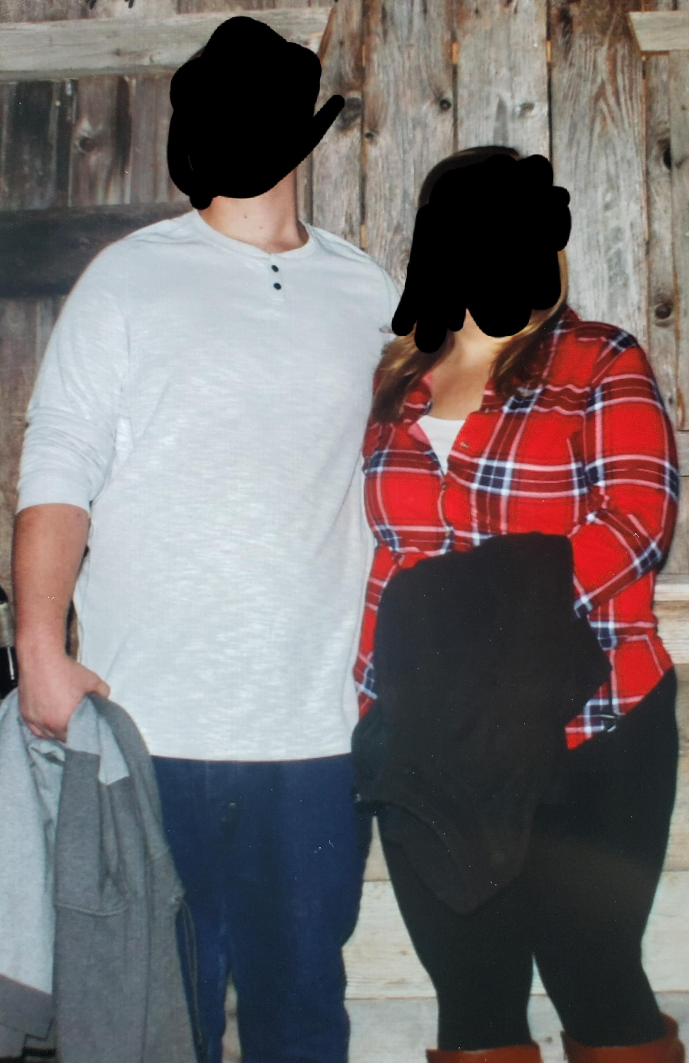 25m/26f looking for a bi guy to join us in Southern maryland on 09/26 | Scrolller
