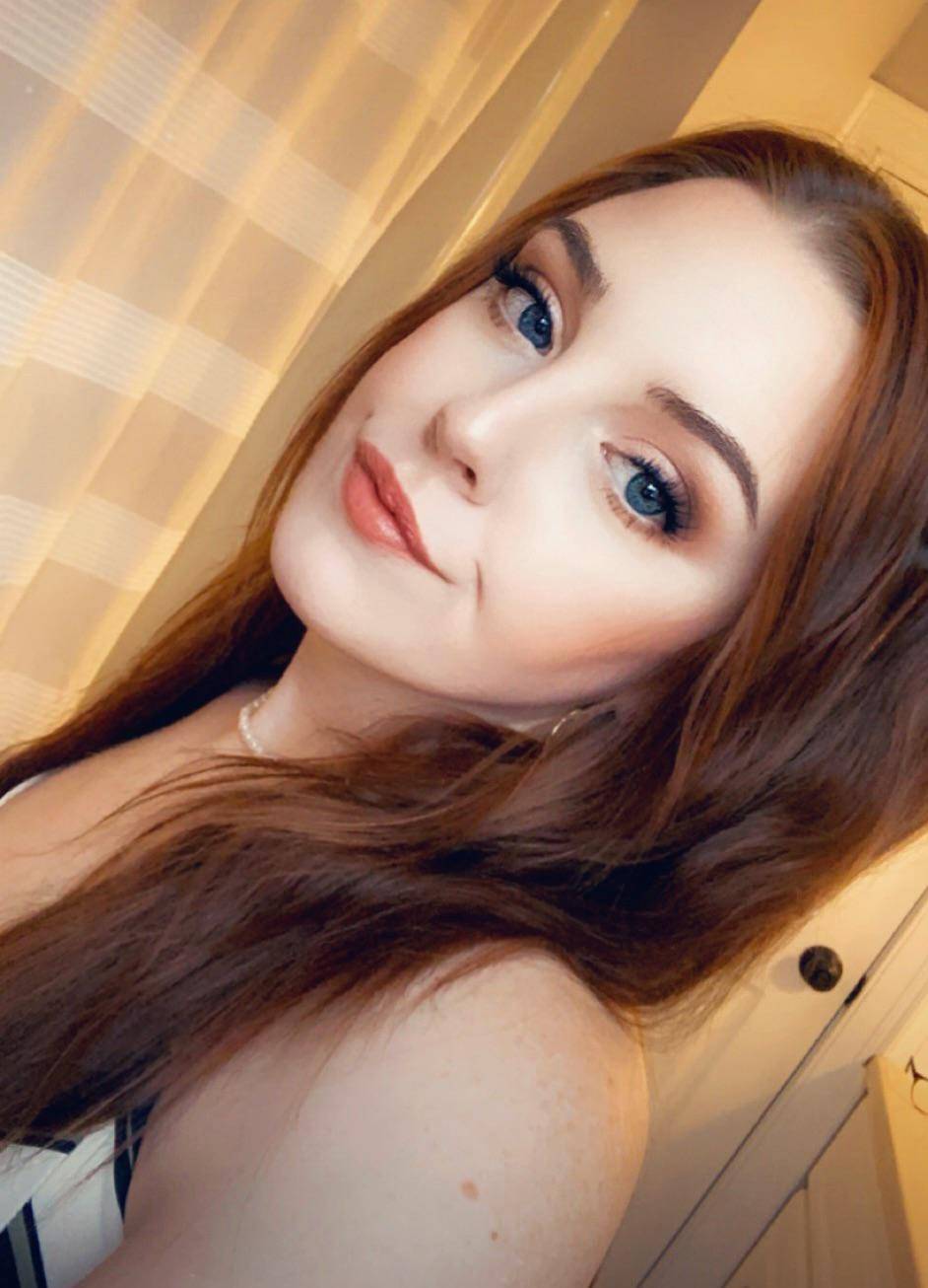 (27f) squishy cheeks and dimples 🥰 | Scrolller