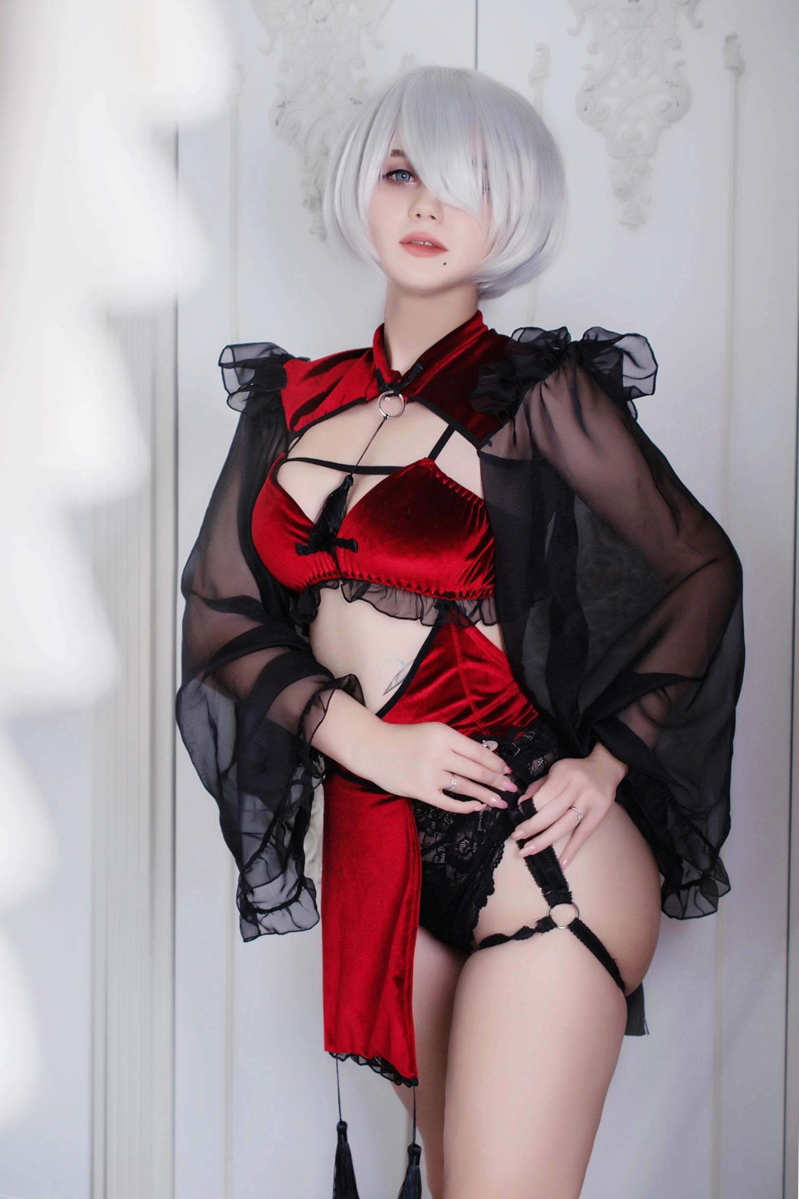 2B by JyuSan | Scrolller