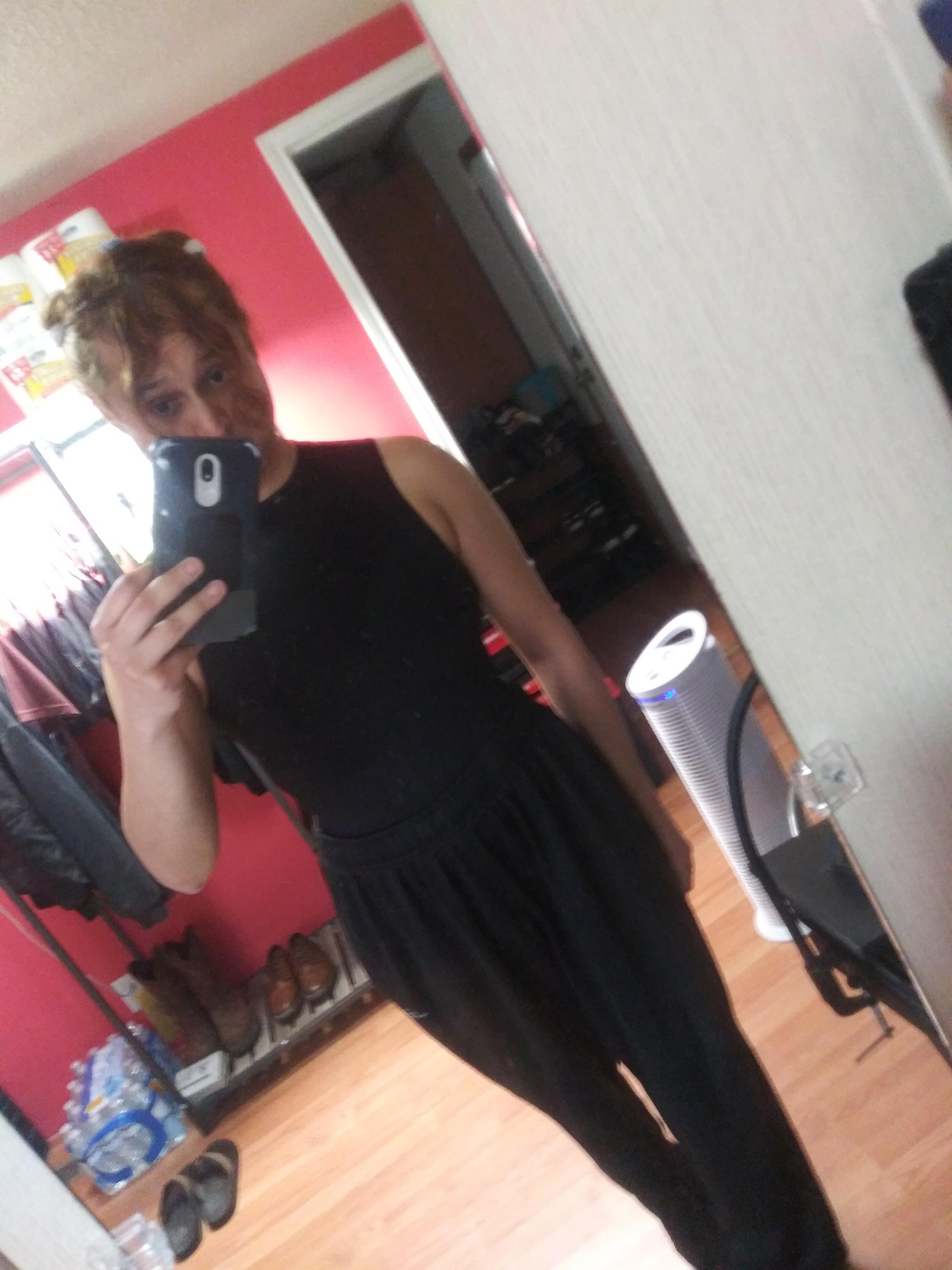 2nd pic... | Scrolller