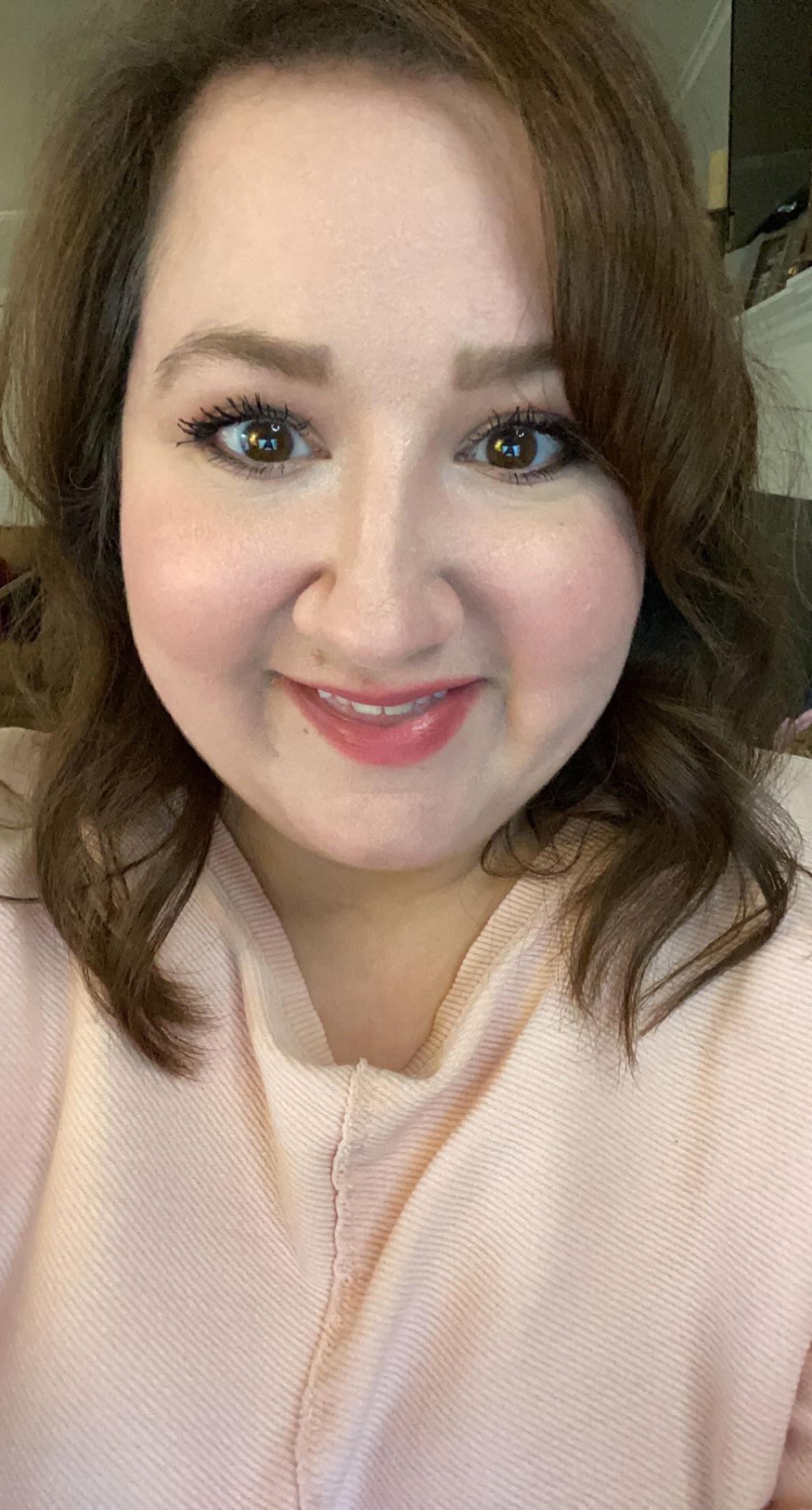 [34F] Happy Friday y’all! 💕 | Scrolller