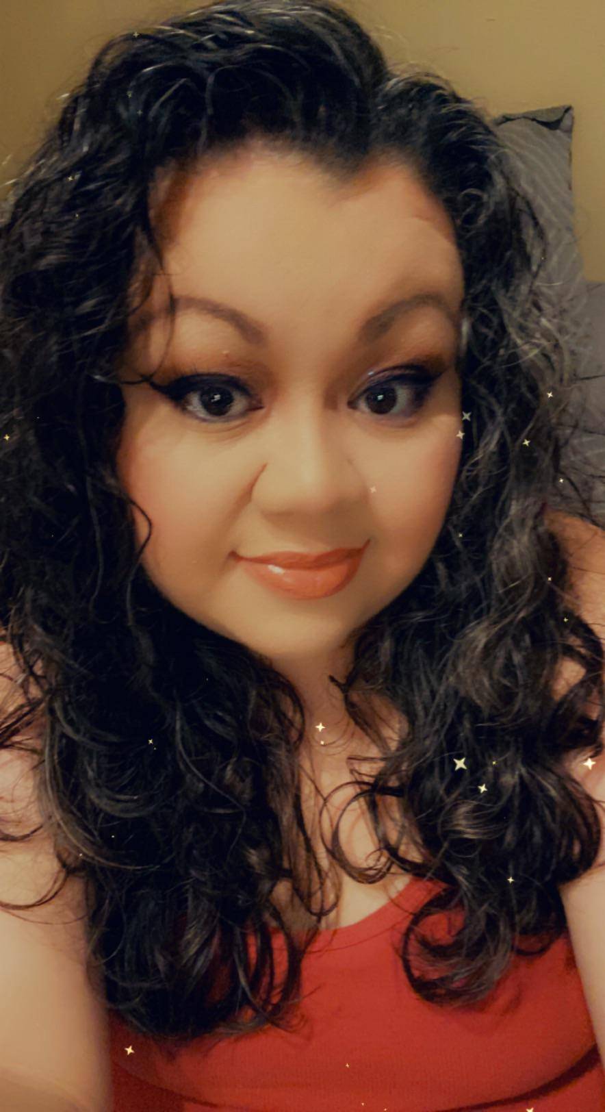 35 f finally feeling cute | Scrolller