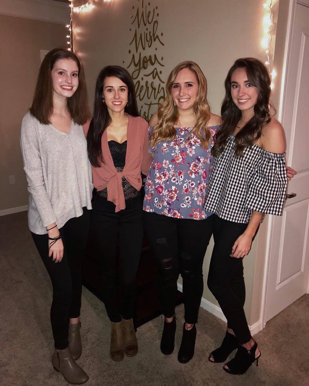 [4] Besties | Scrolller