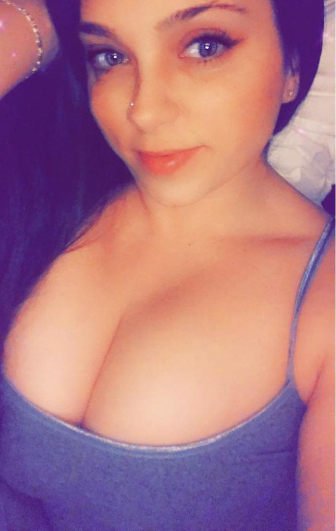 41 female gone wild 💯 | Scrolller