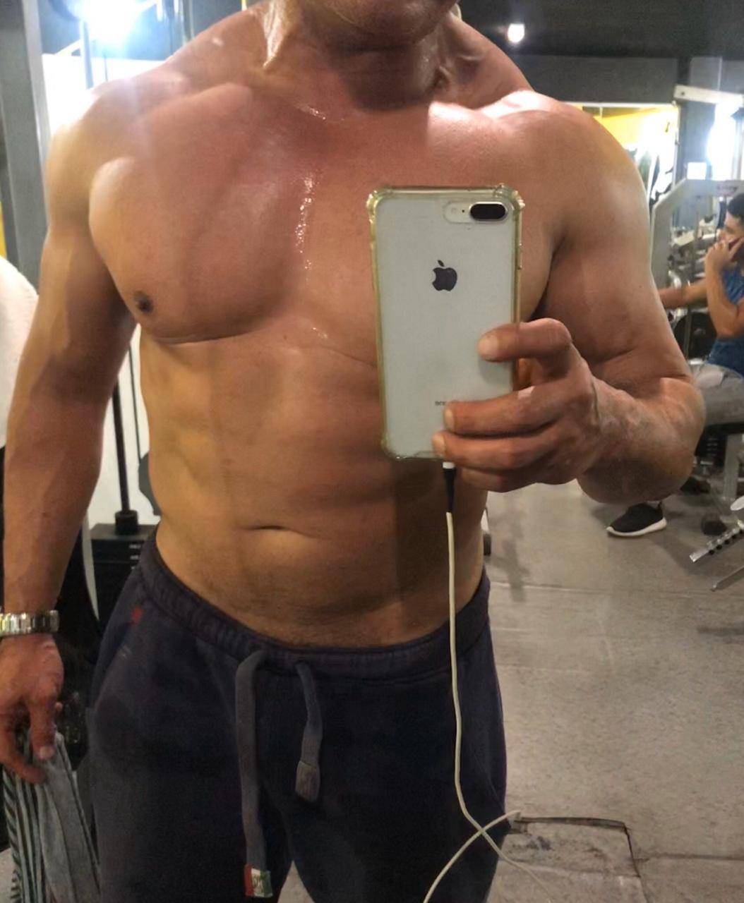 Guess body fat % | Scrolller