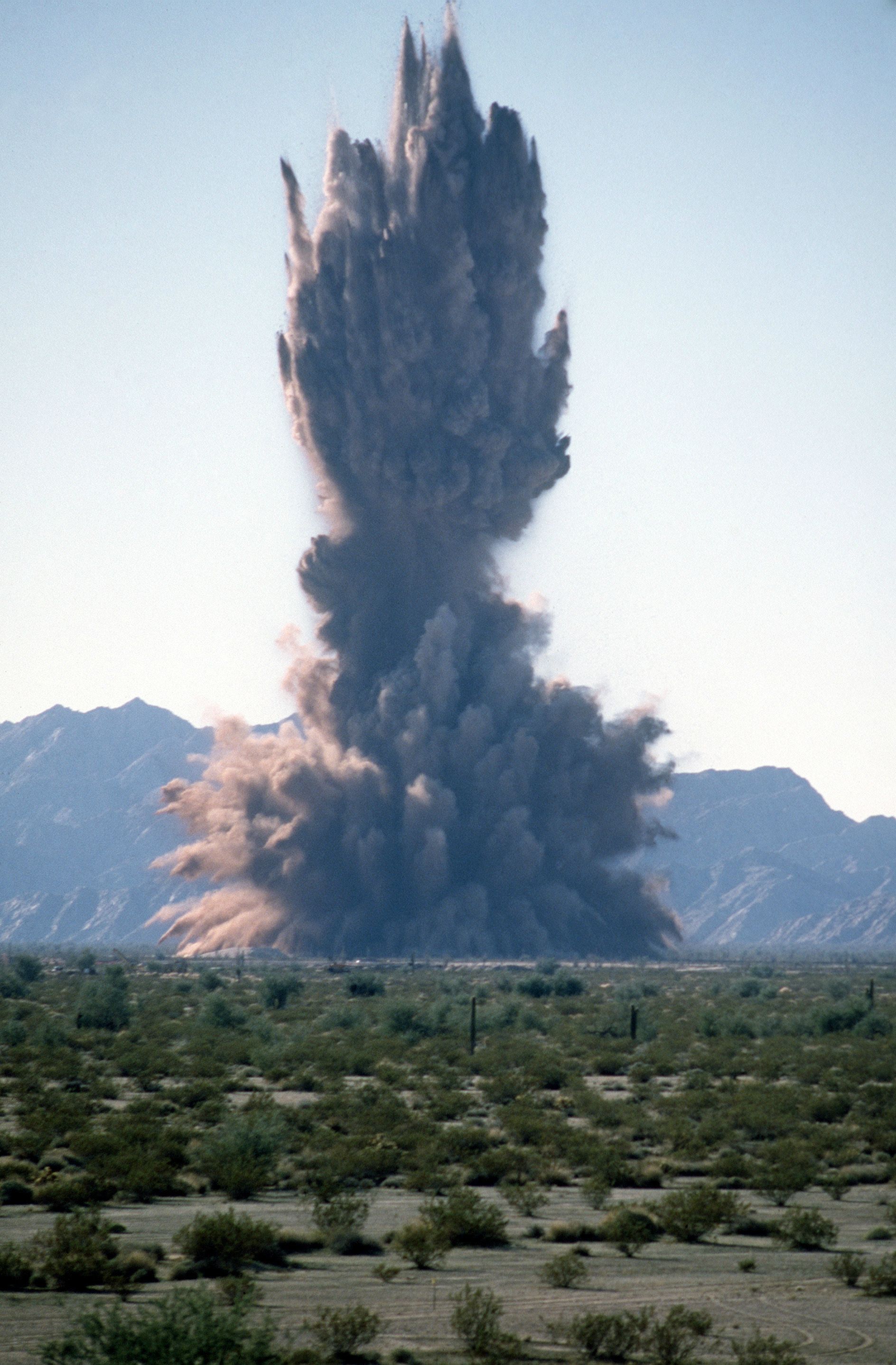 80,000 lbs of high explosive charges meet with a decommissioned Titan II Silo [1900x2900 ...