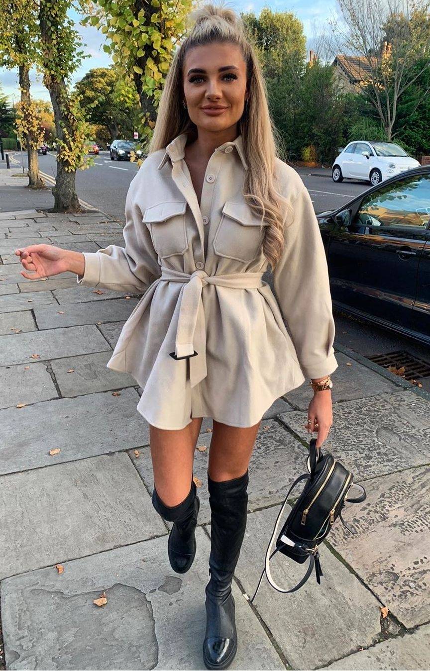 A Chav In Autumn Scrolller