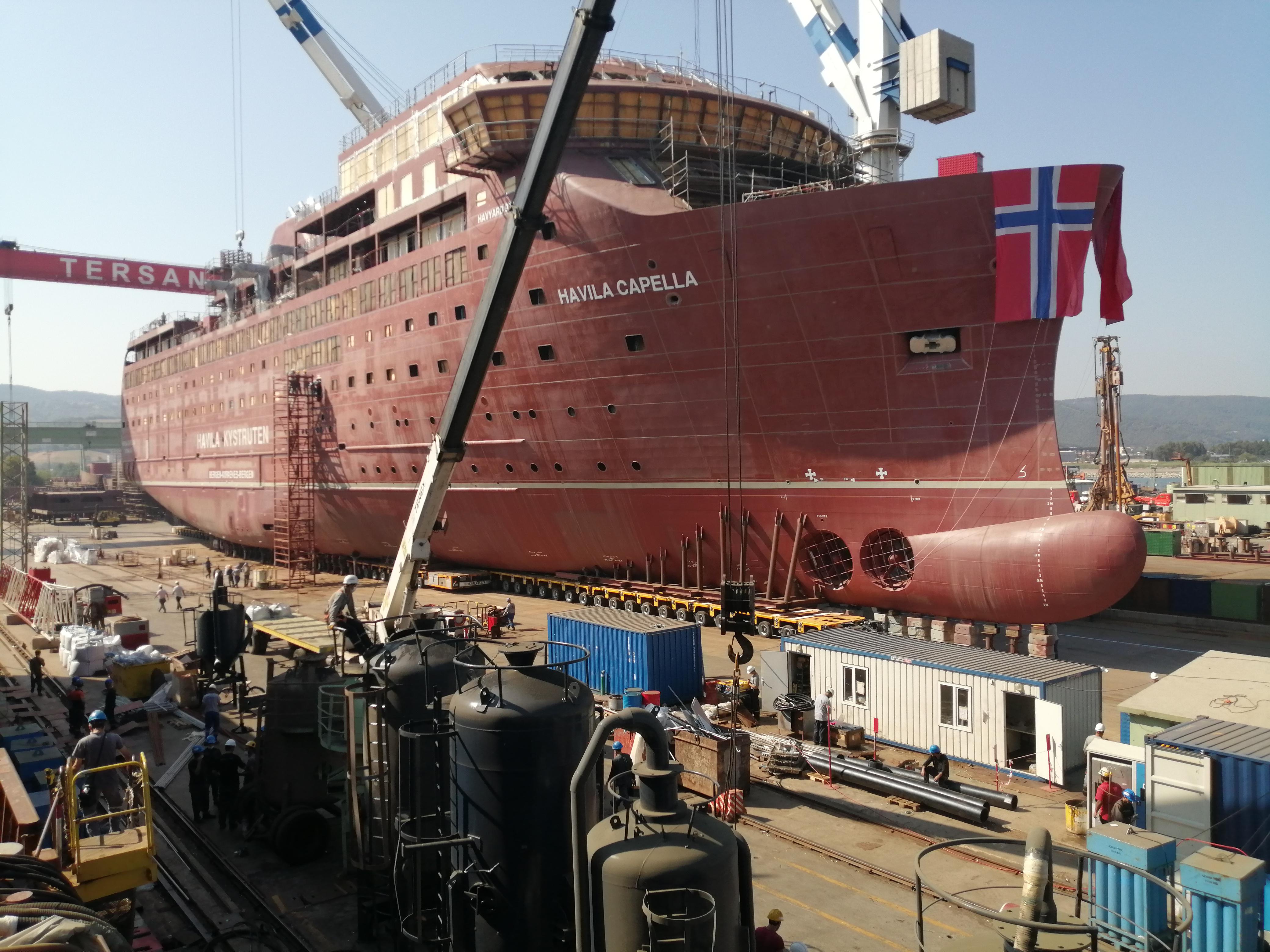 A Cruise Ship On Wheels [OC] | Scrolller