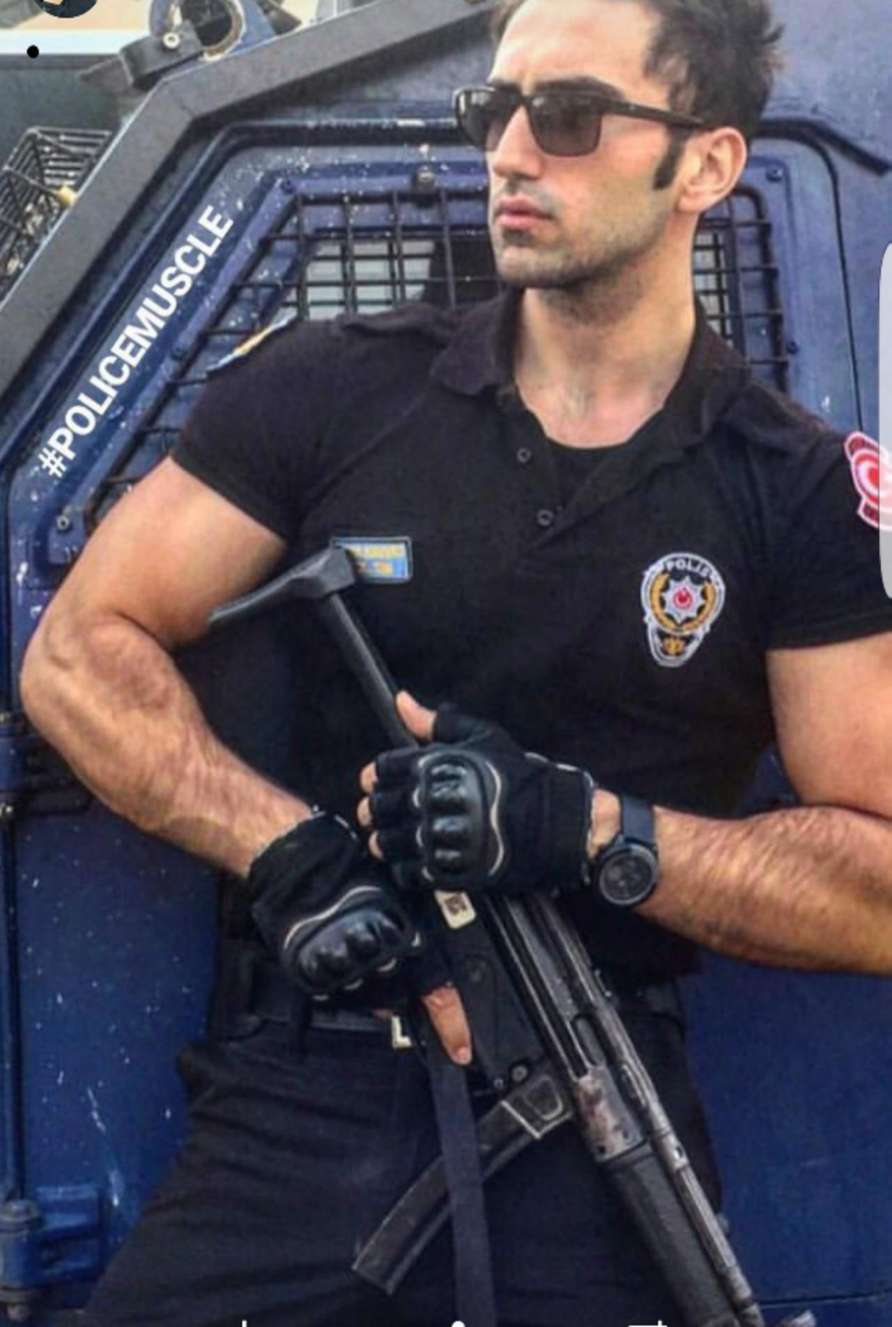 A fine specimen | Scrolller