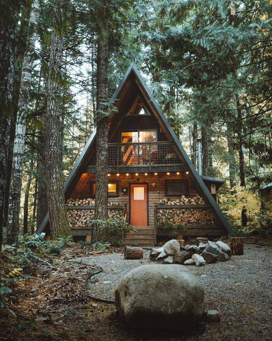 A-frame on Mt. Rainier | Scrolller