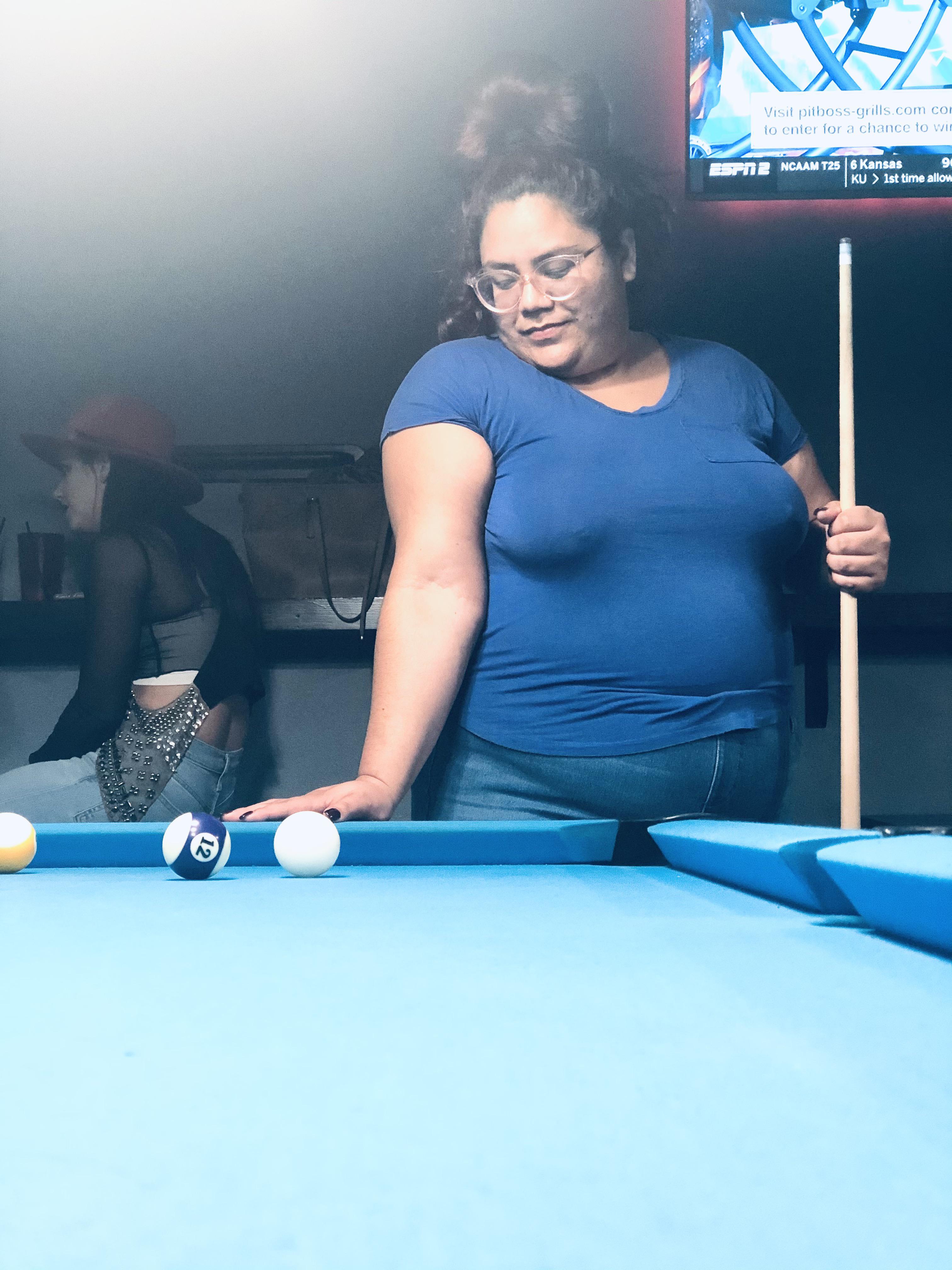 A girl with no bra just playing some pool at a bar 🤭 FREE THE TITTIES!! | Scrolller