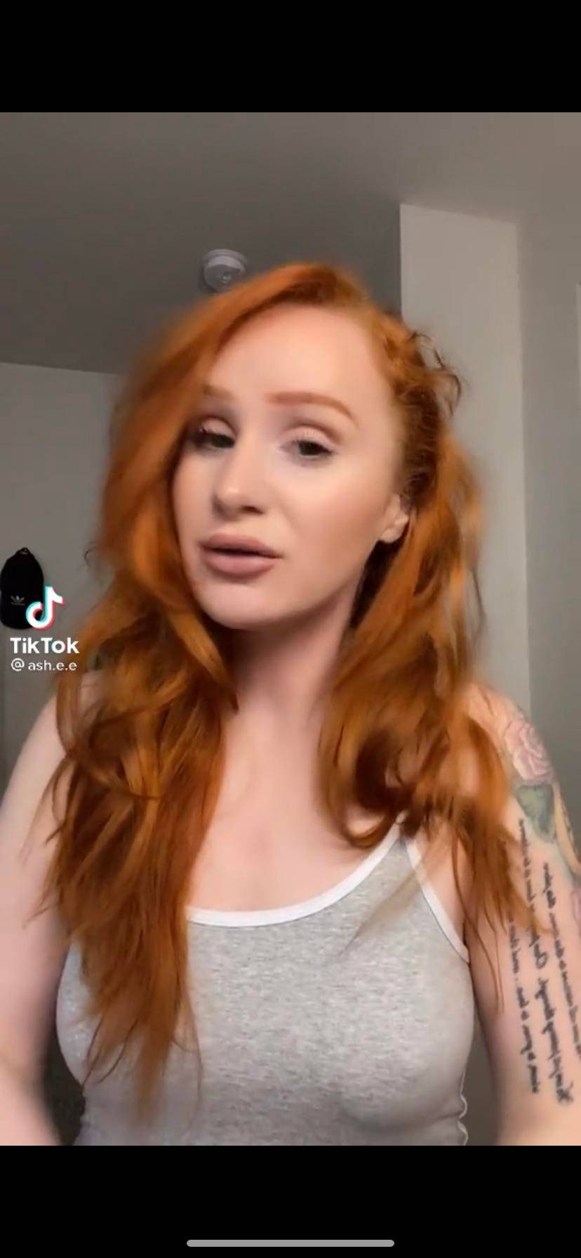 A lil nip | Scrolller