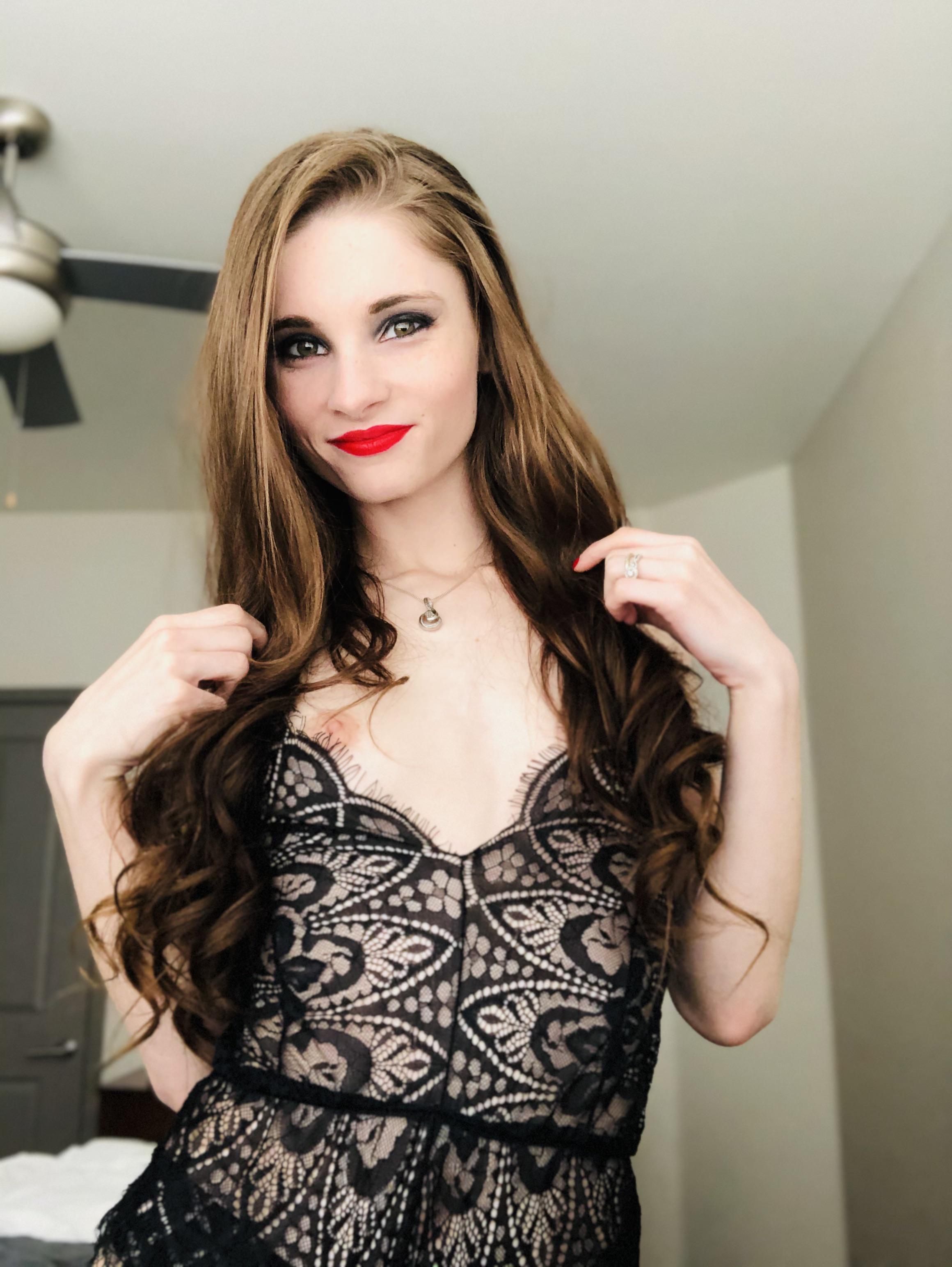 A little Monday nip slip | Scrolller