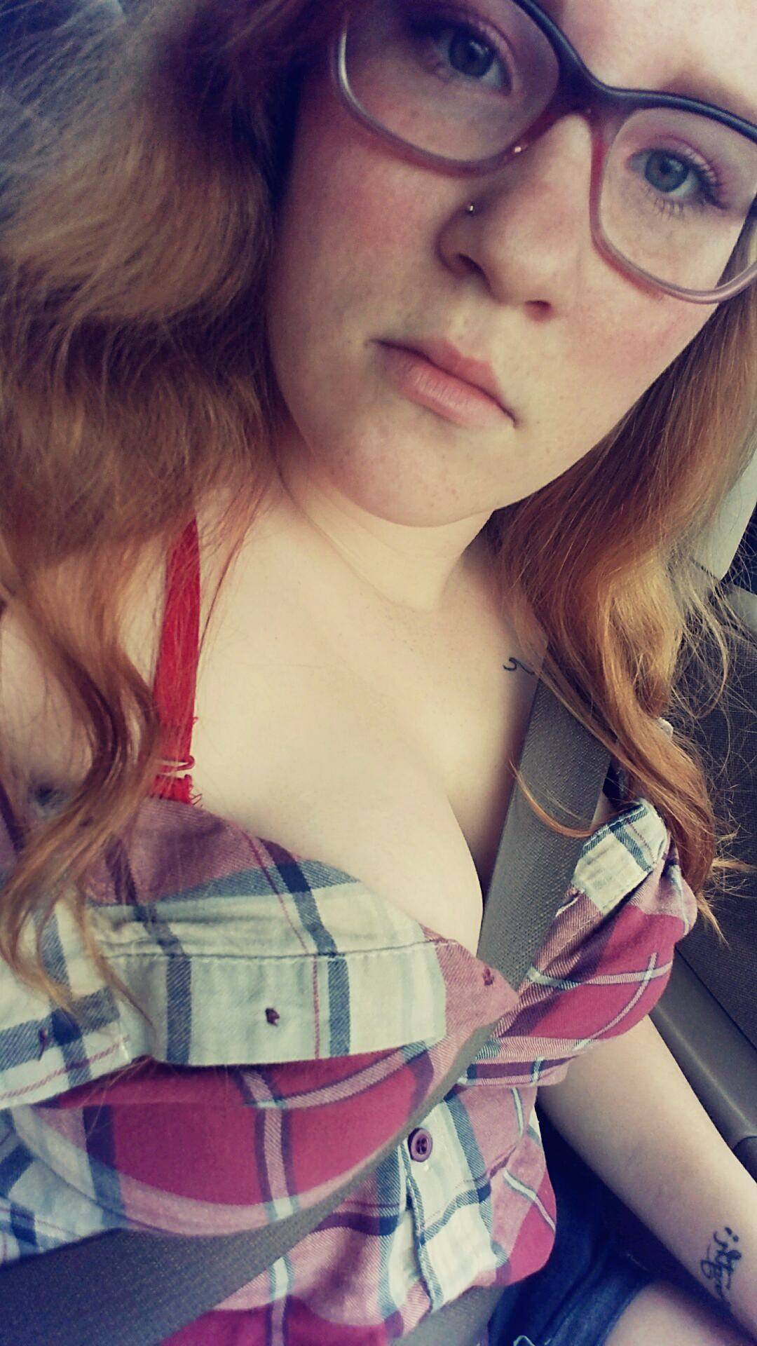 A little unbuttoned | Scrolller