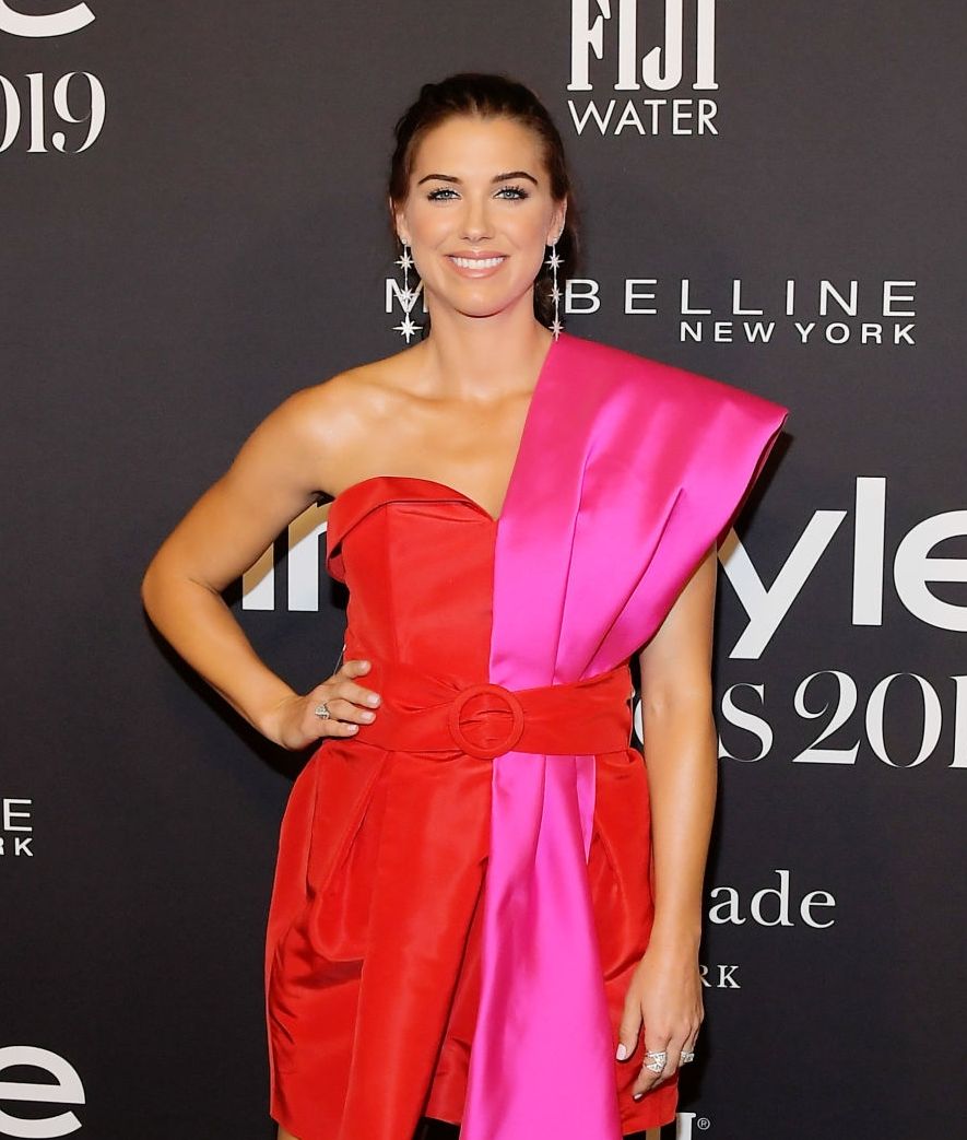 A luminous woman | Scrolller