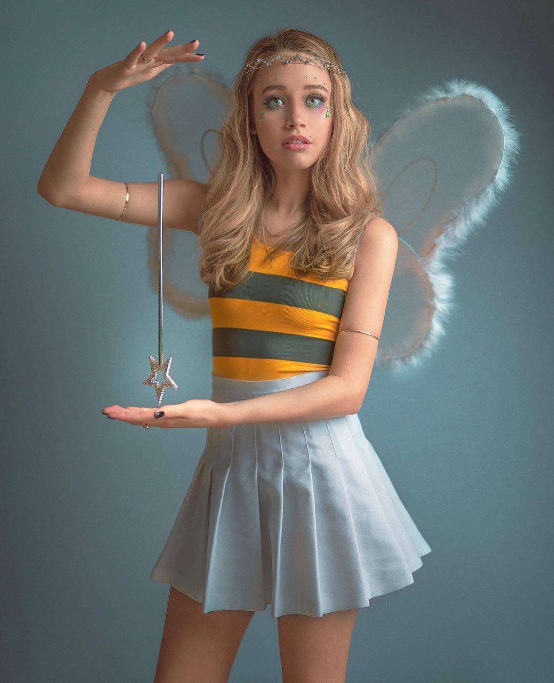 A makeshift fairy | Scrolller