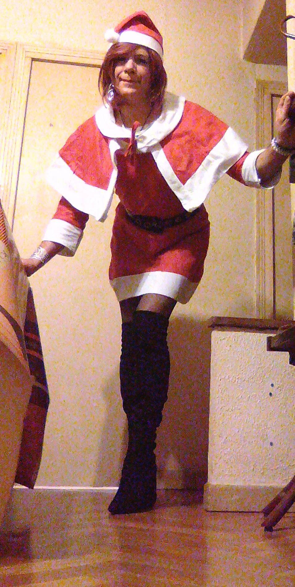 a moment of sweetness in this brutal world | Scrolller