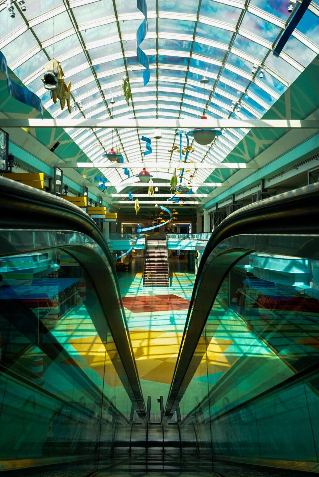 Abandoned mall | Scrolller