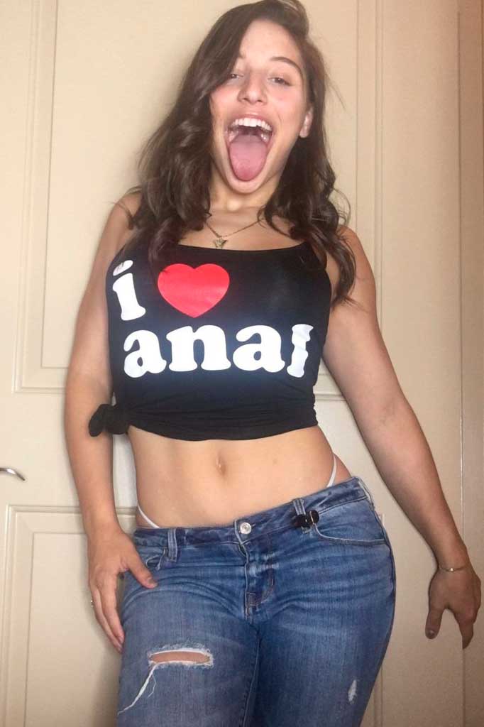 Abella Danger | Scrolller