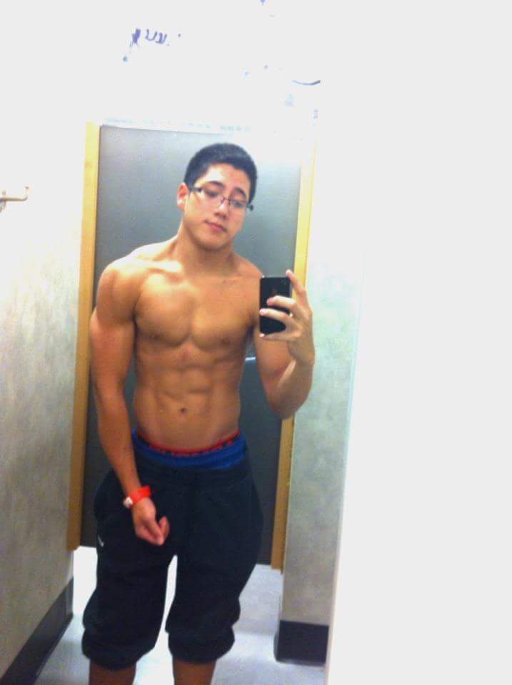 About to try meeting up with a guy for the first time for a quick public fuck, wish me luck ...