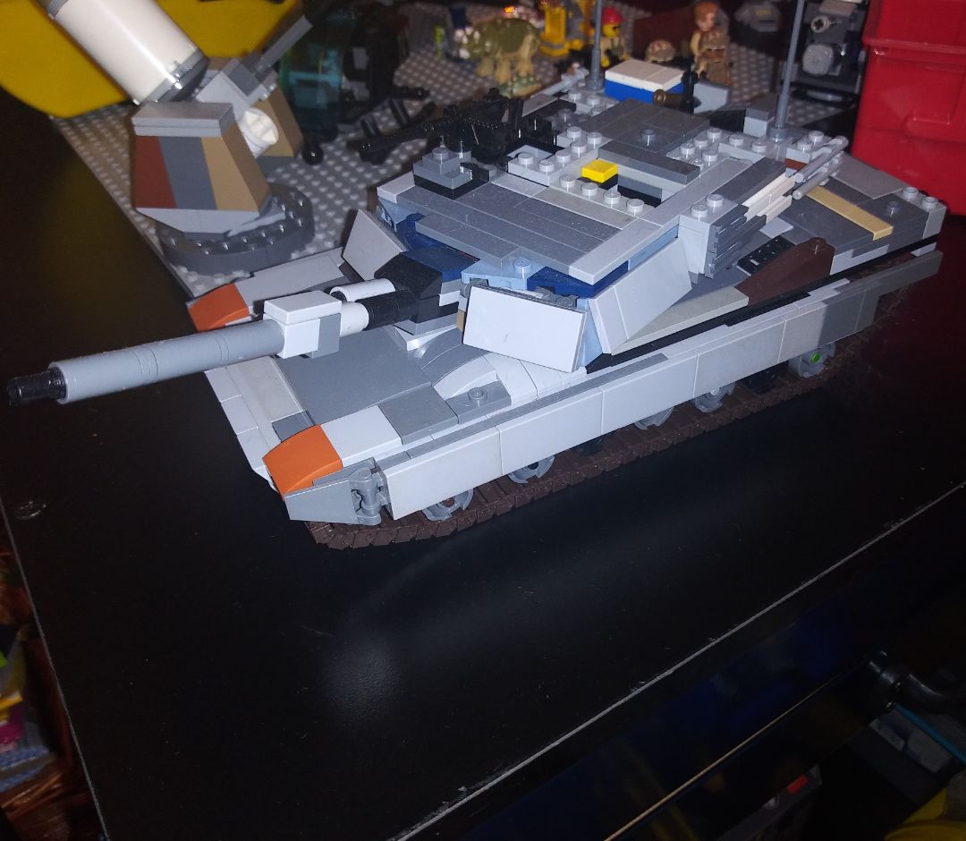 Abrams tank | Scrolller