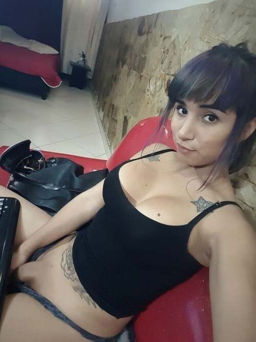 absolute cutie ! | Scrolller