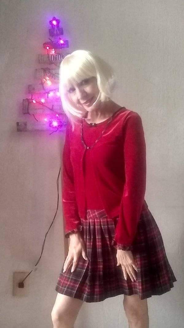 Abuela e-girl | Scrolller