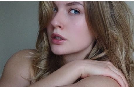 Addiction | Scrolller