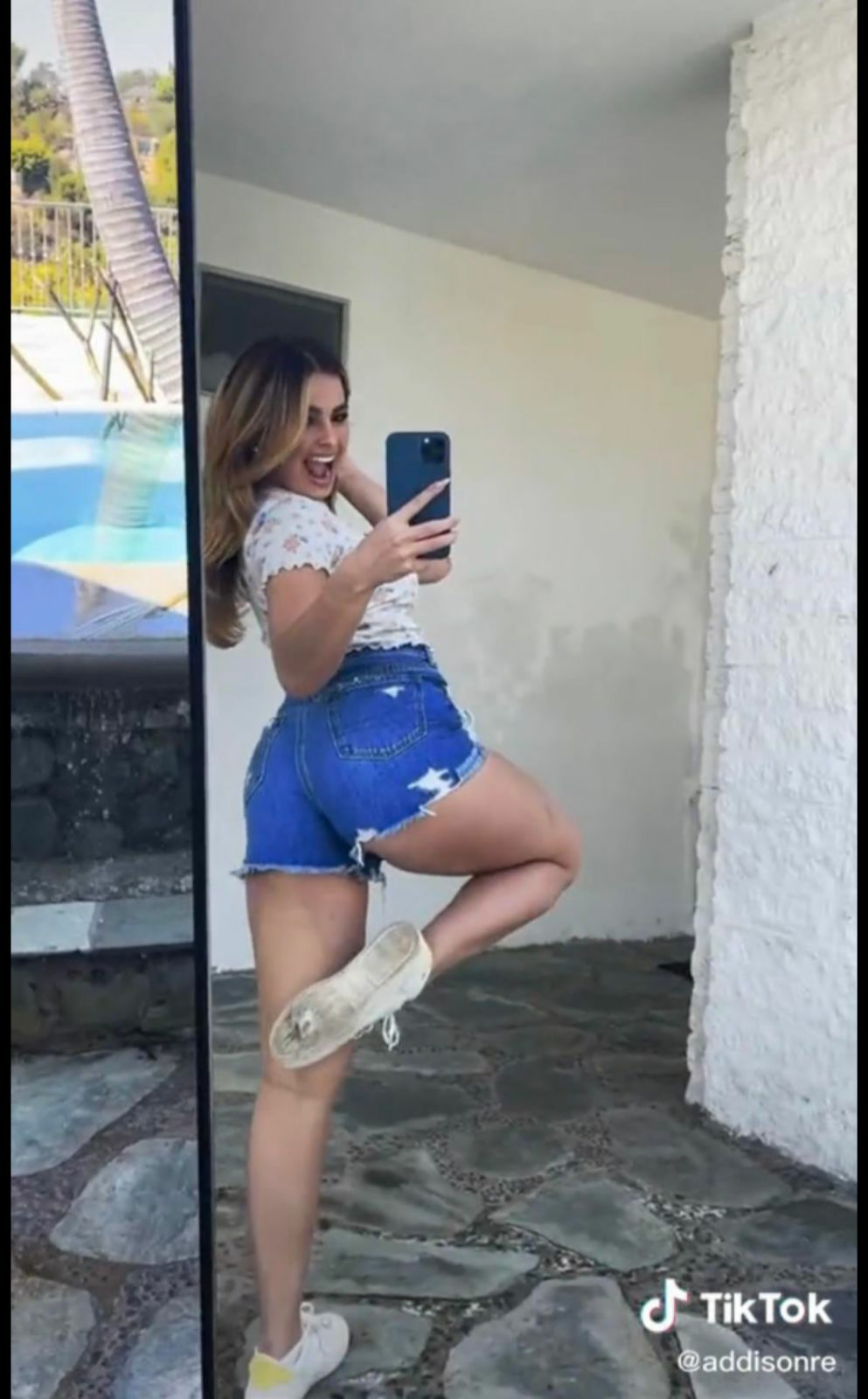 Addison Rae | Scrolller