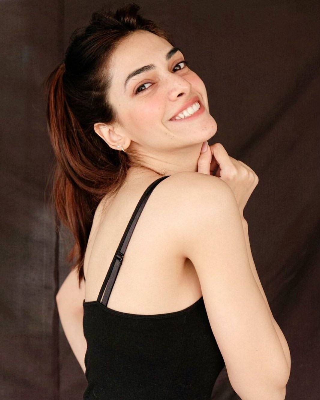 Aditi Vats | Scrolller